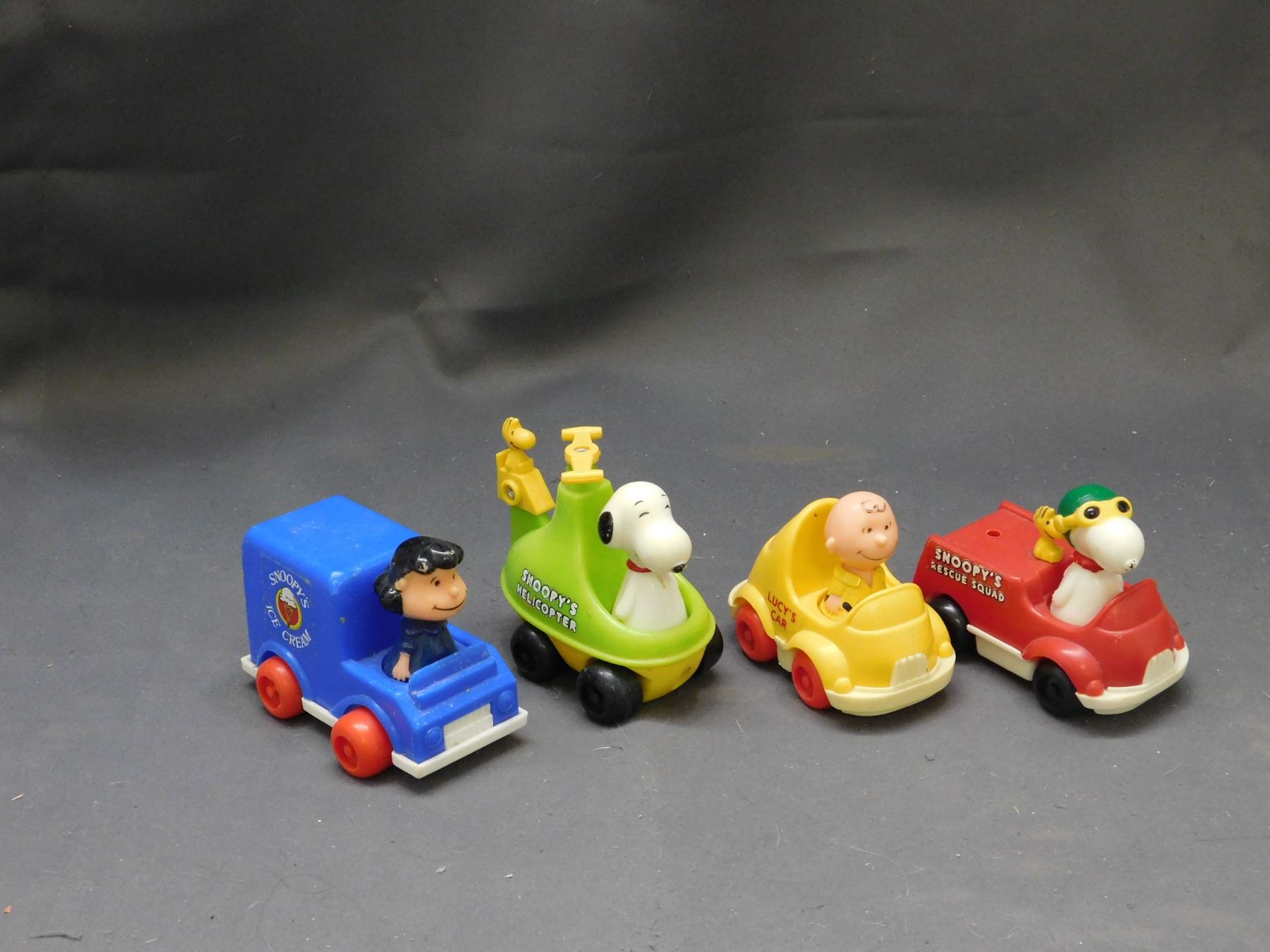 Vintage Aviva Toys Peanuts Charlie Brown Cars