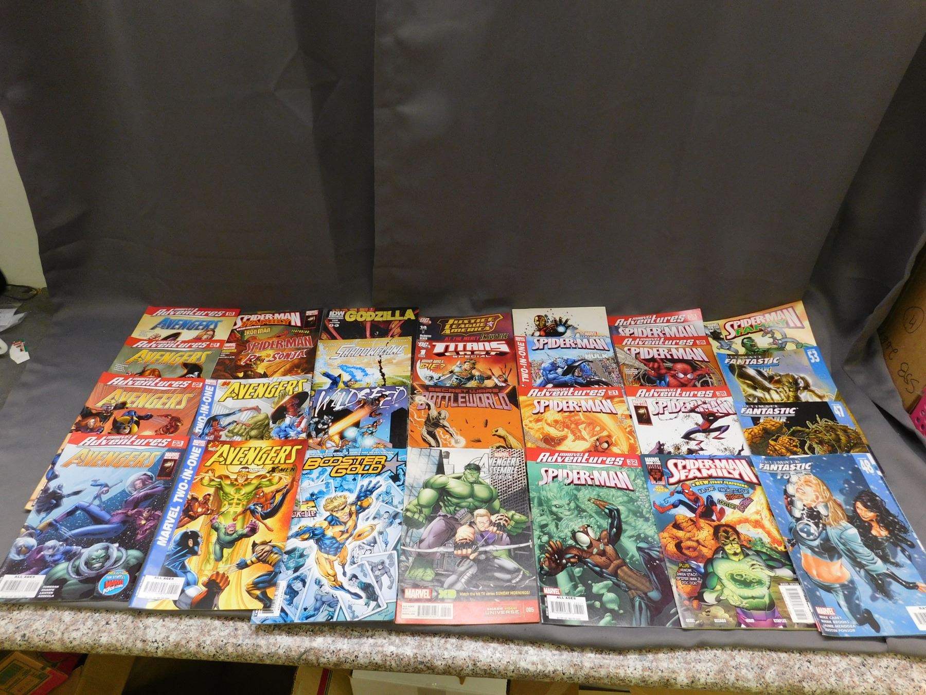 Lot of 28 Marvel Adventures Comic Books Modern Spider-Man, Ultimate ...