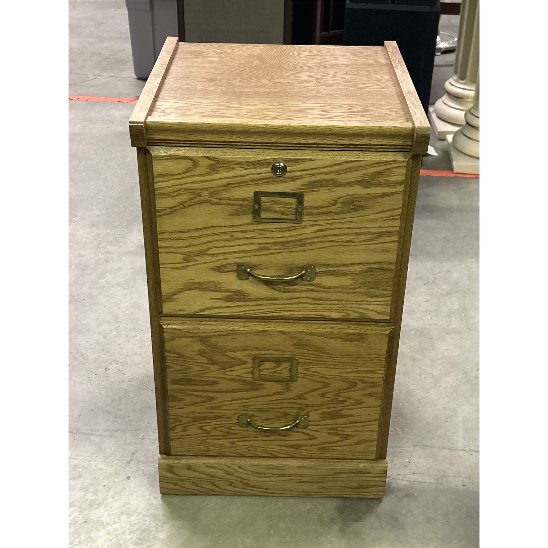 2 Drawer Oak Filing Cabinet w Keys