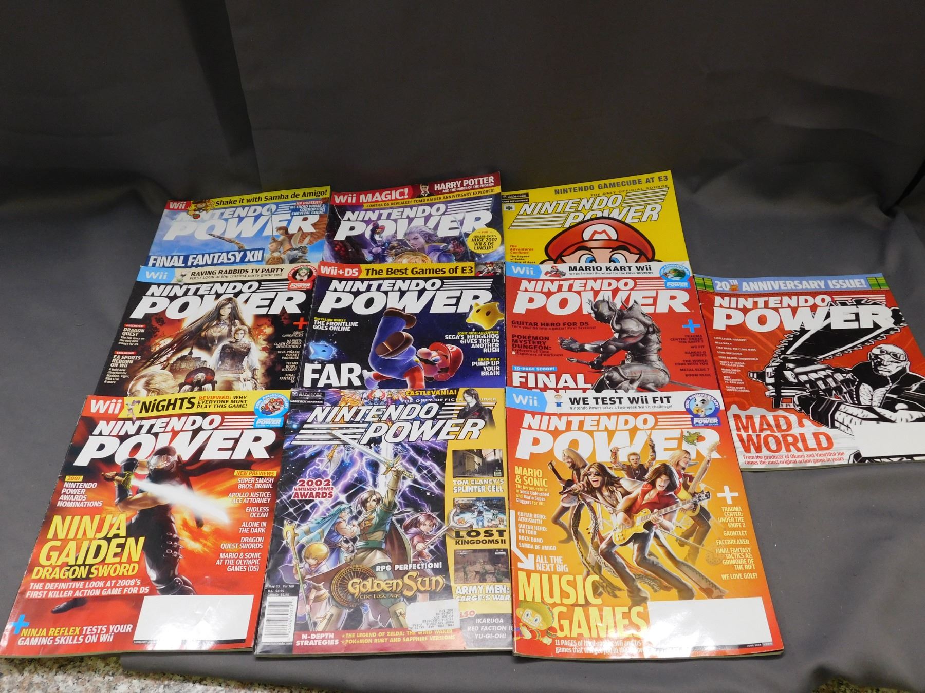 Lot of 10 Nintendo Power Modern Magazines