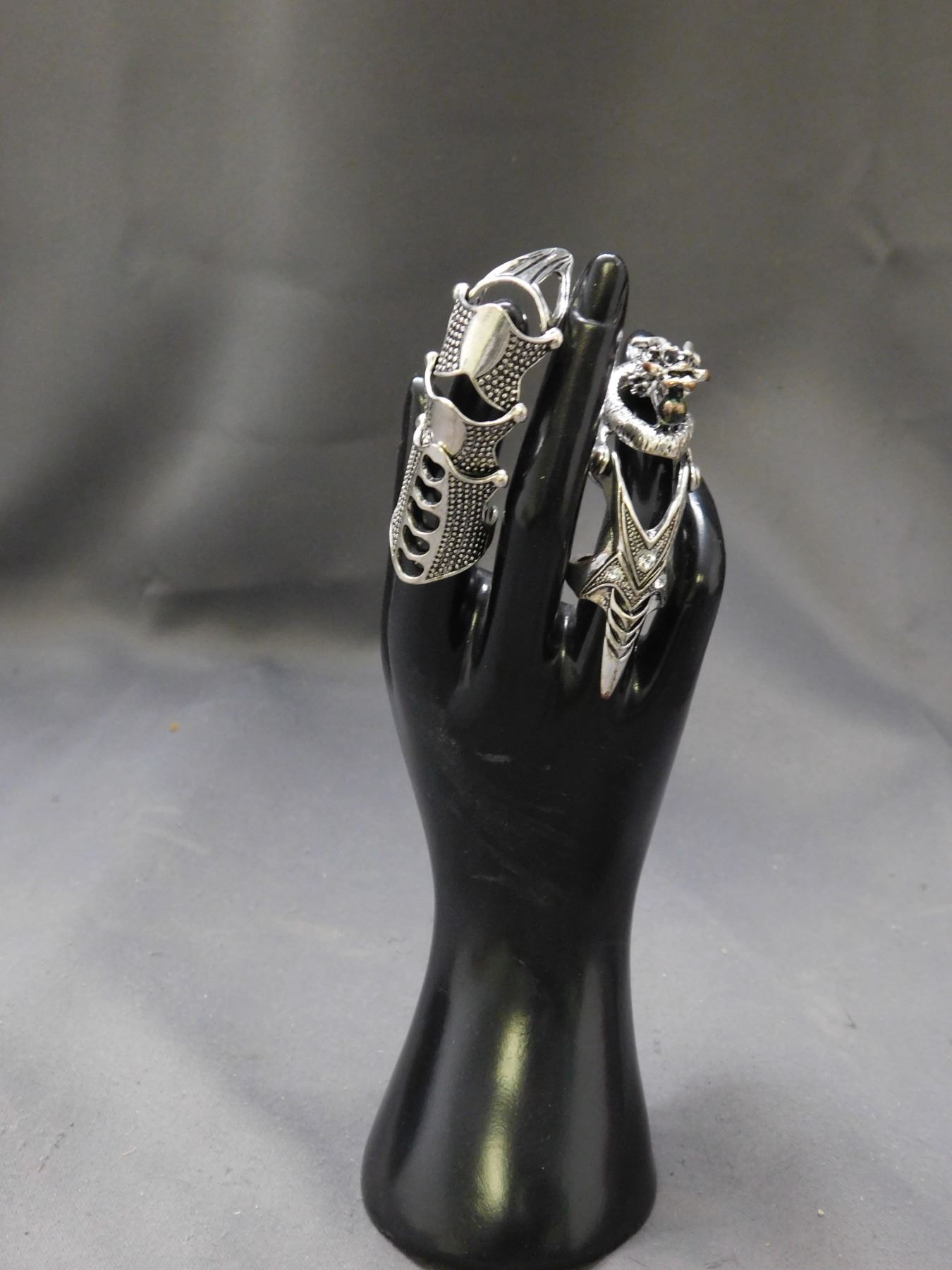 Lot of 2 Costume Claw Rings