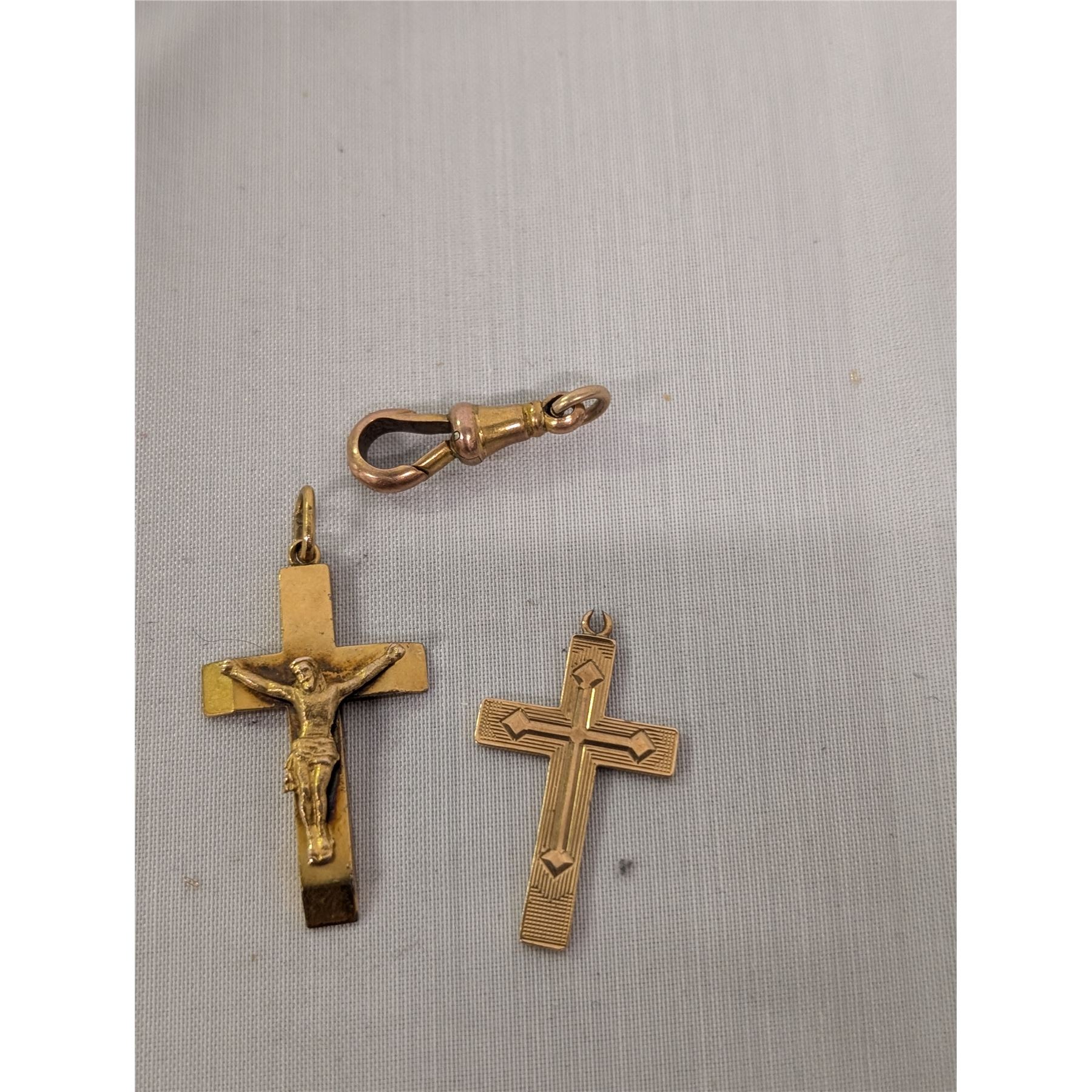 Lot of 3 Antique 9ct Gold 2 Crucifix Cross 1 Pocket watch Clasp