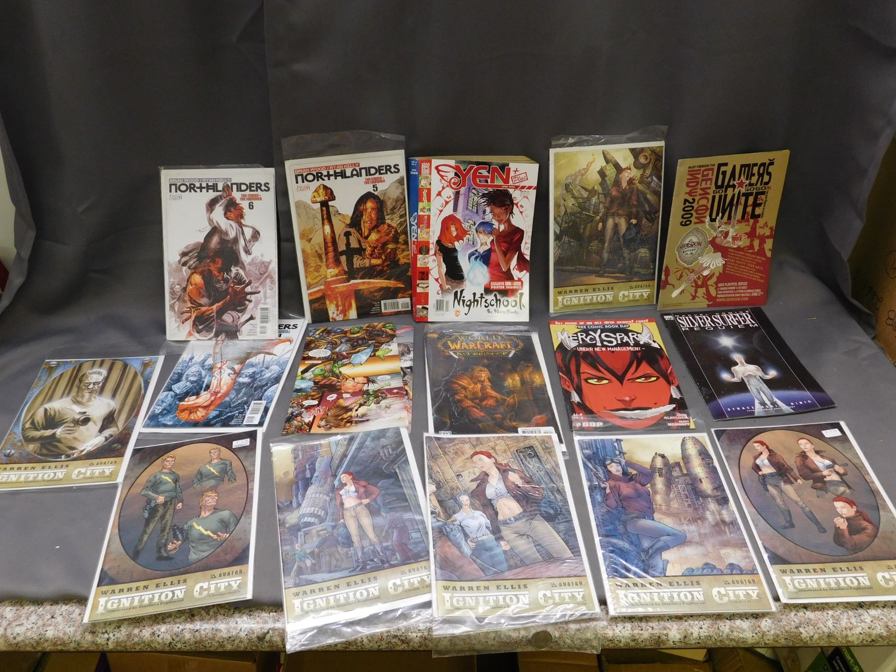 Lot of 16 Comic Boosk Warren Ellis Ignition Avatar City, Northlanders, etc