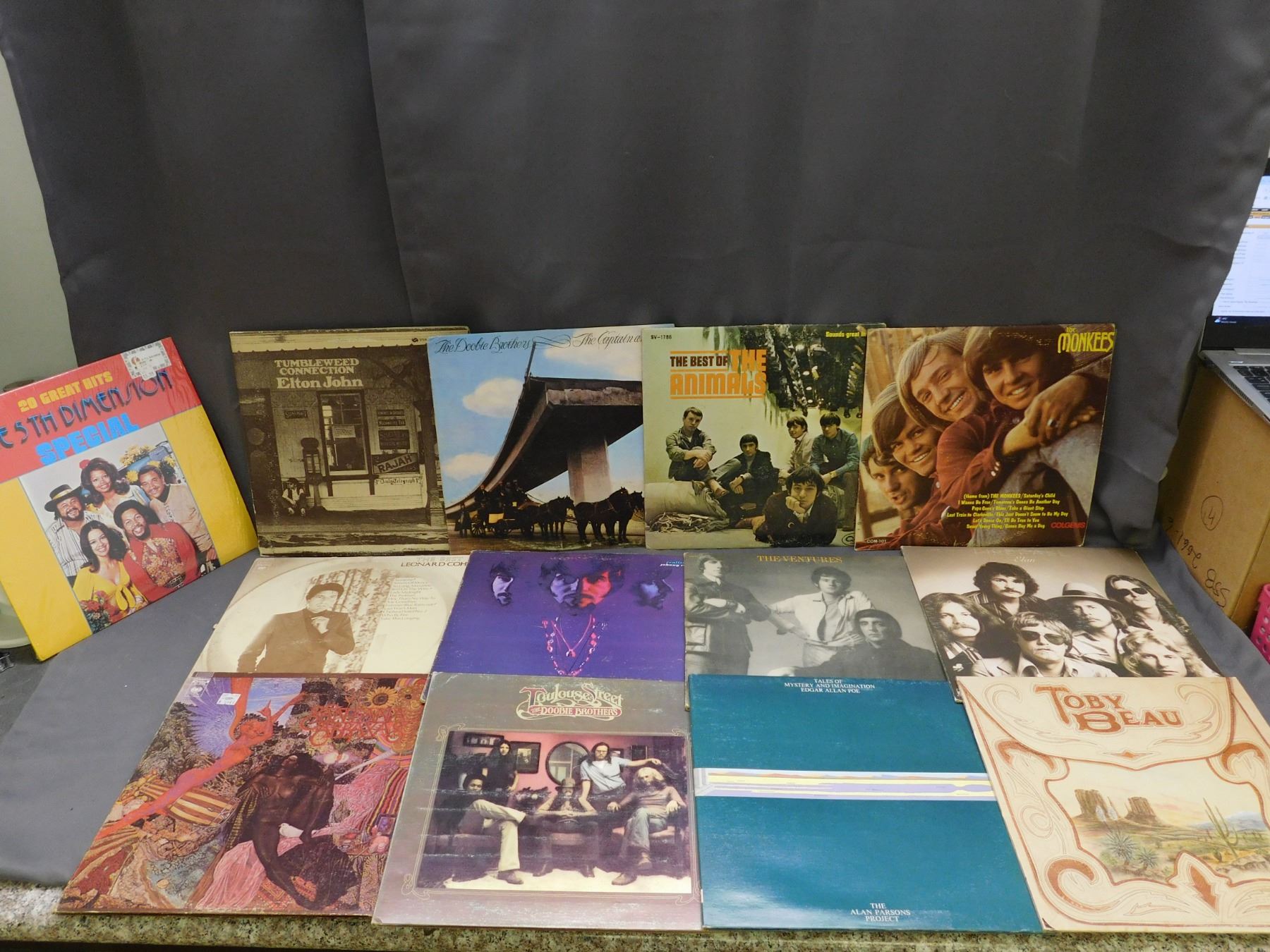 Lot of 13 Vinyl Records LPs The Monkees, The Animals, Toby Beau, The ...