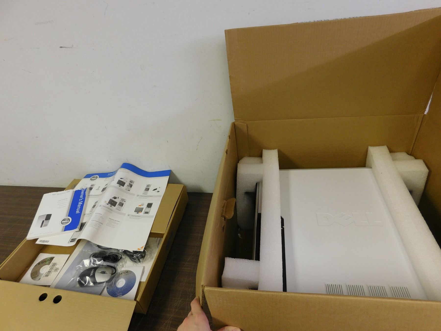 DELL Dimension 9200 Computer PC Boxed Set