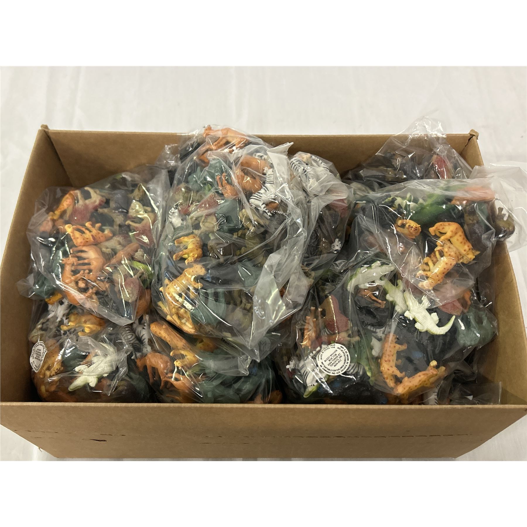 10 packs of Small Plastic Animal Toys 72 Per Pack