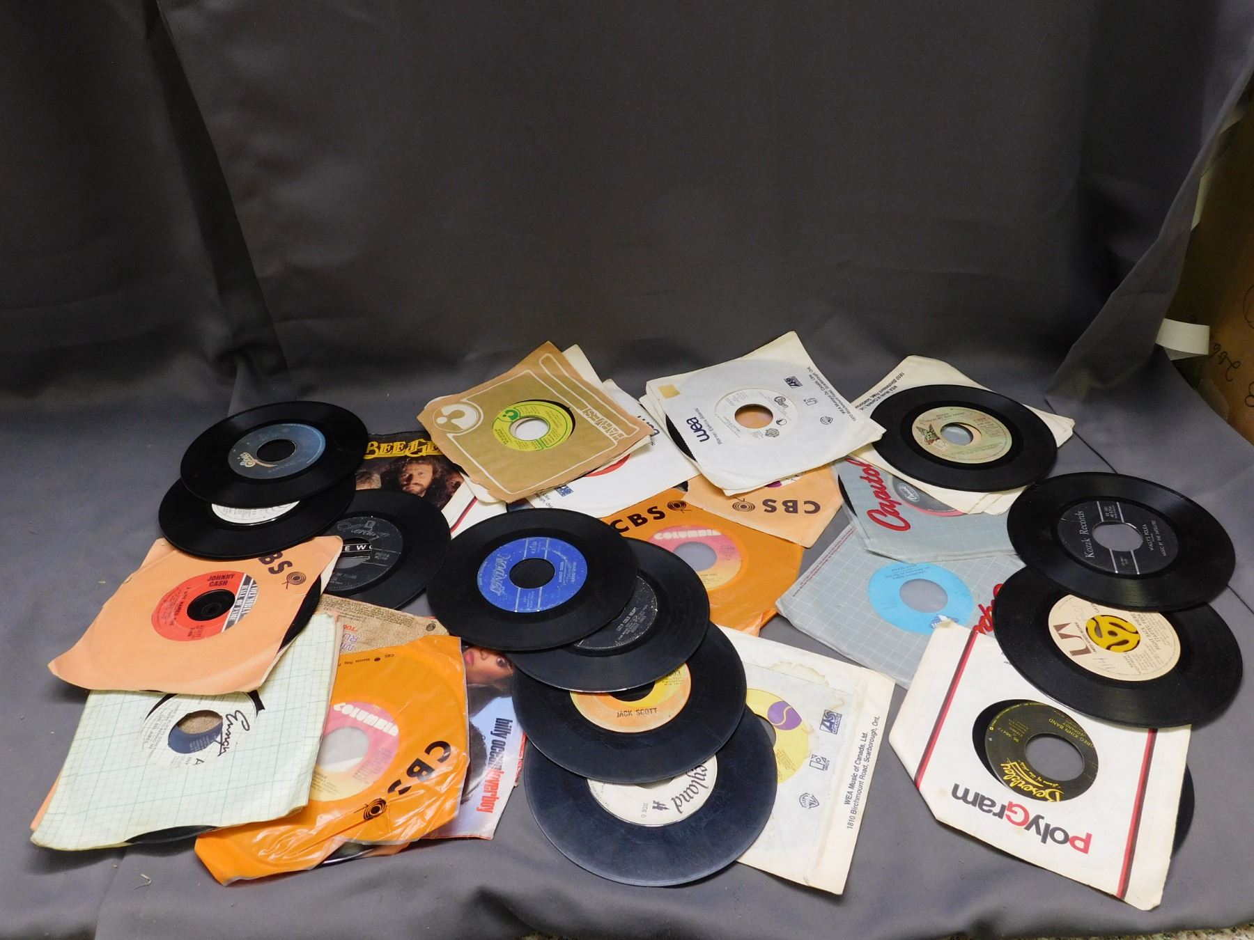 Lot of 30+ 60s 70s 80s Records 45s Assorted Genres