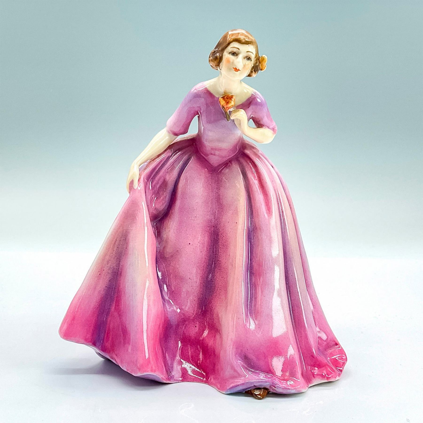 Royal Worcester Figurine, The Duchess' Dress