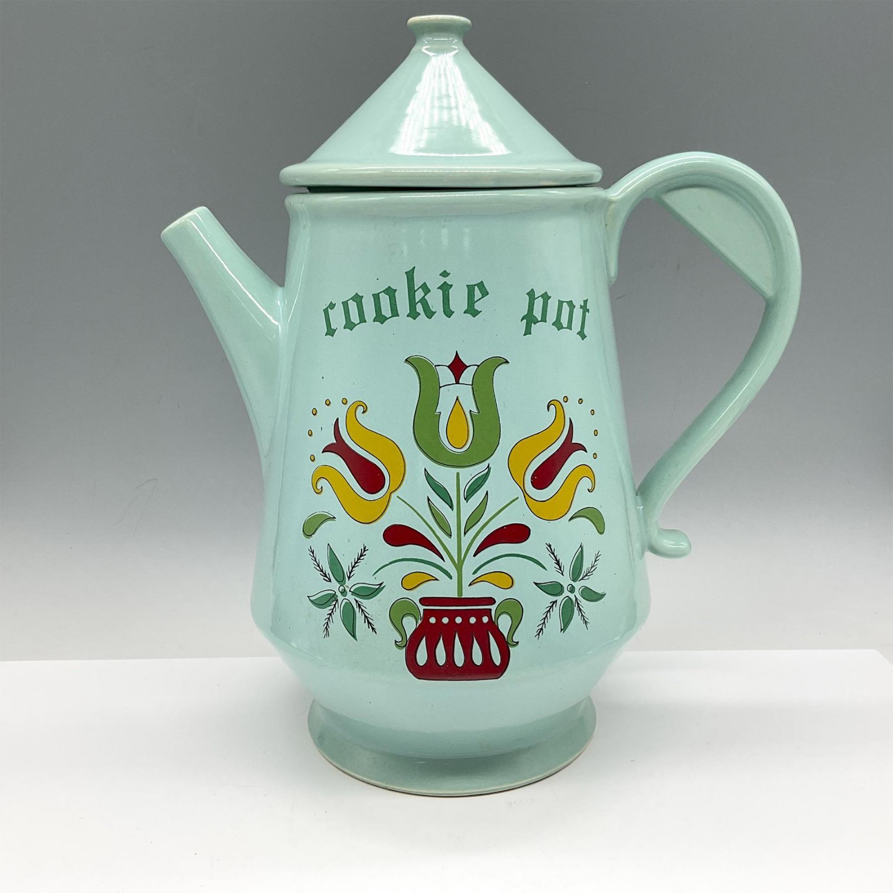McCoy Pottery Collectible Cookie Jar, Cookie Pot