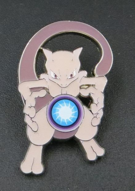 2017 Pokemon Official Mewtwo Collector Pin