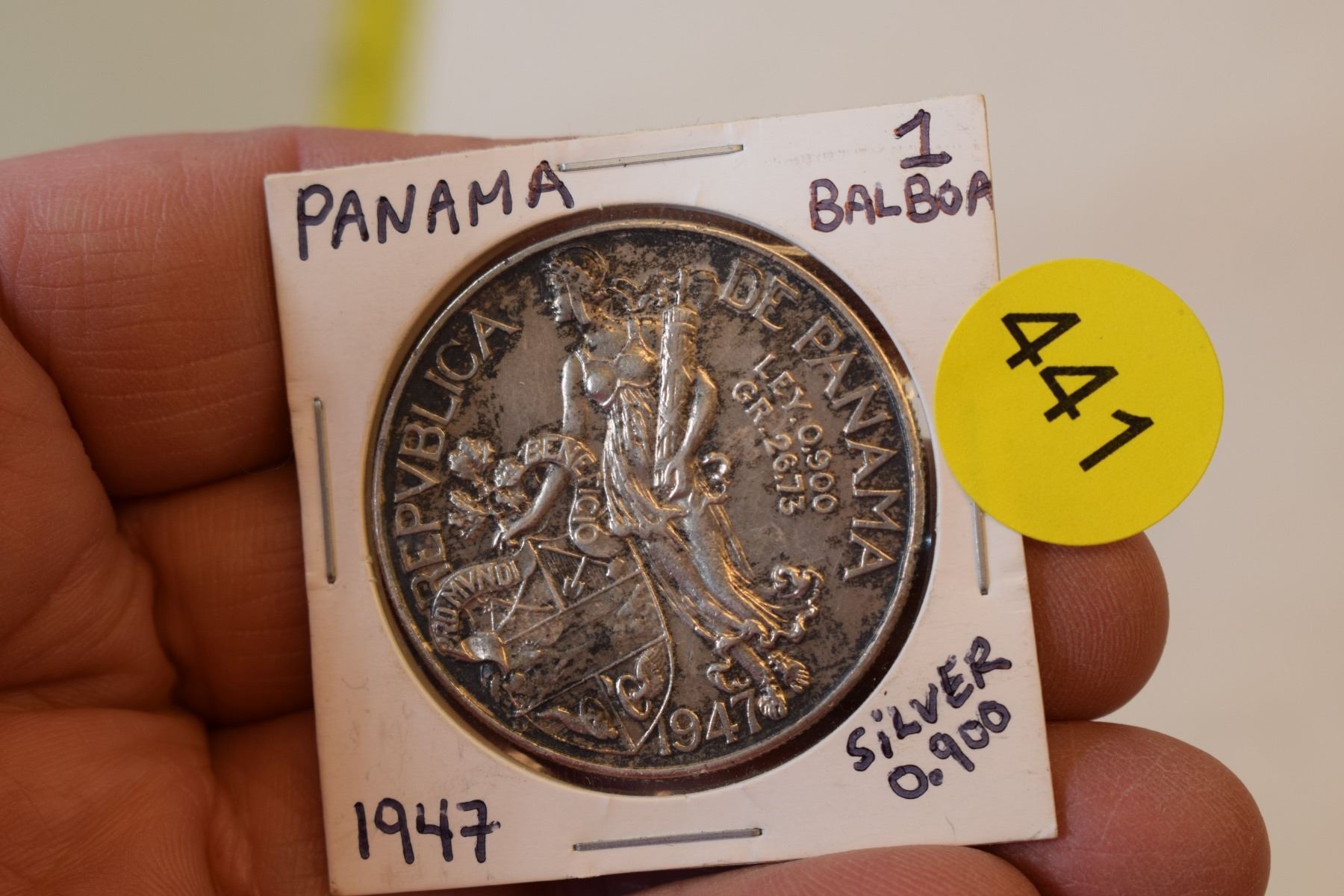 1947 1 balboa .900 silver coin - Schmalz Auctions