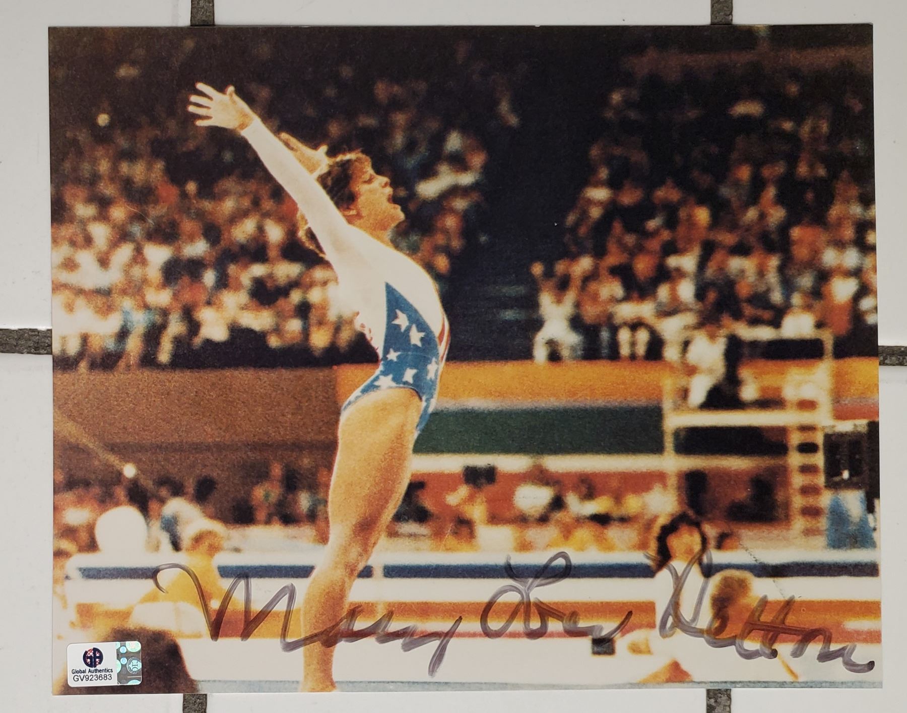 Mary Lou Retton, Olympic Gold Medal Gymnast. Signed 8x10 Photo. Global ...
