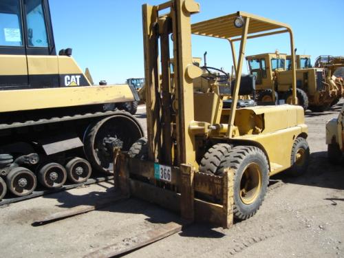 WHITE MOBILIFT MY60 6,000# CAPACITY PNEUMATIC TIRED FORKLIFT, s/n 20120053: