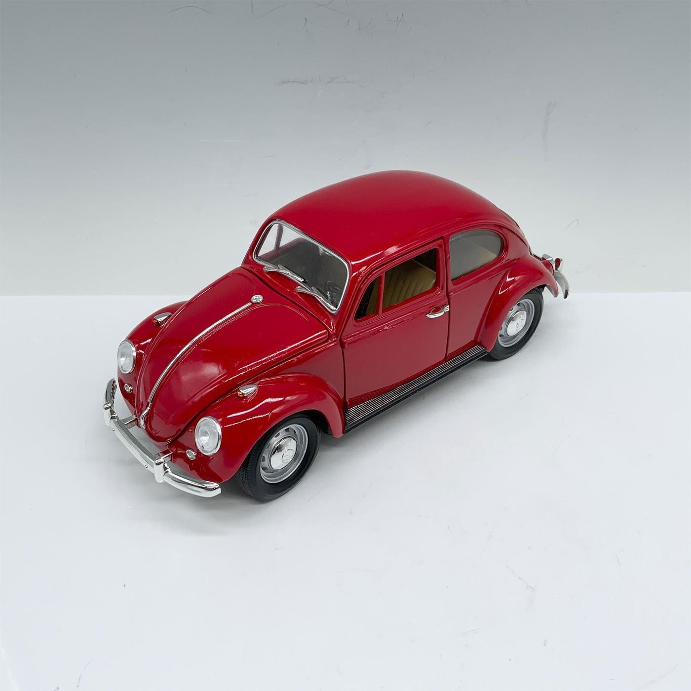 Road Signature 1967 Volkswagen Beetle Toy Car