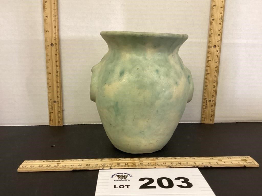 POTTERY VASE NO MARKINGS