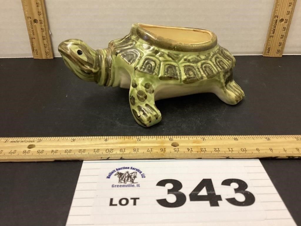 BRUSH MCCOY TURTLE PLANTER
