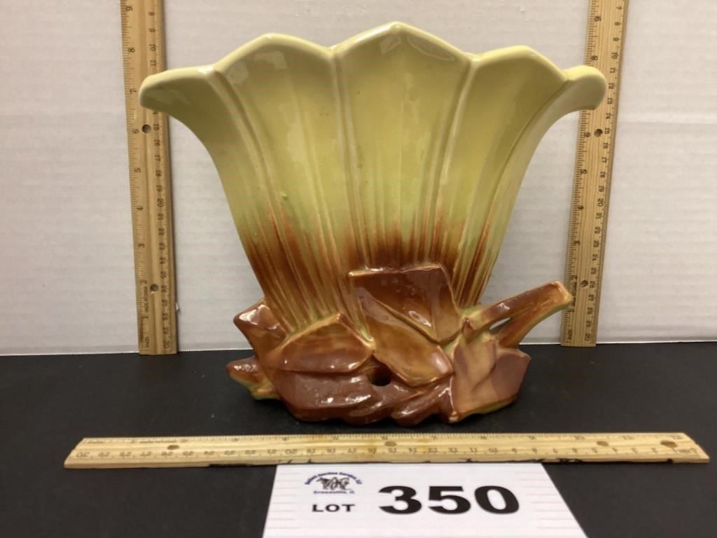 MCCOY POTTERY FAN VASE