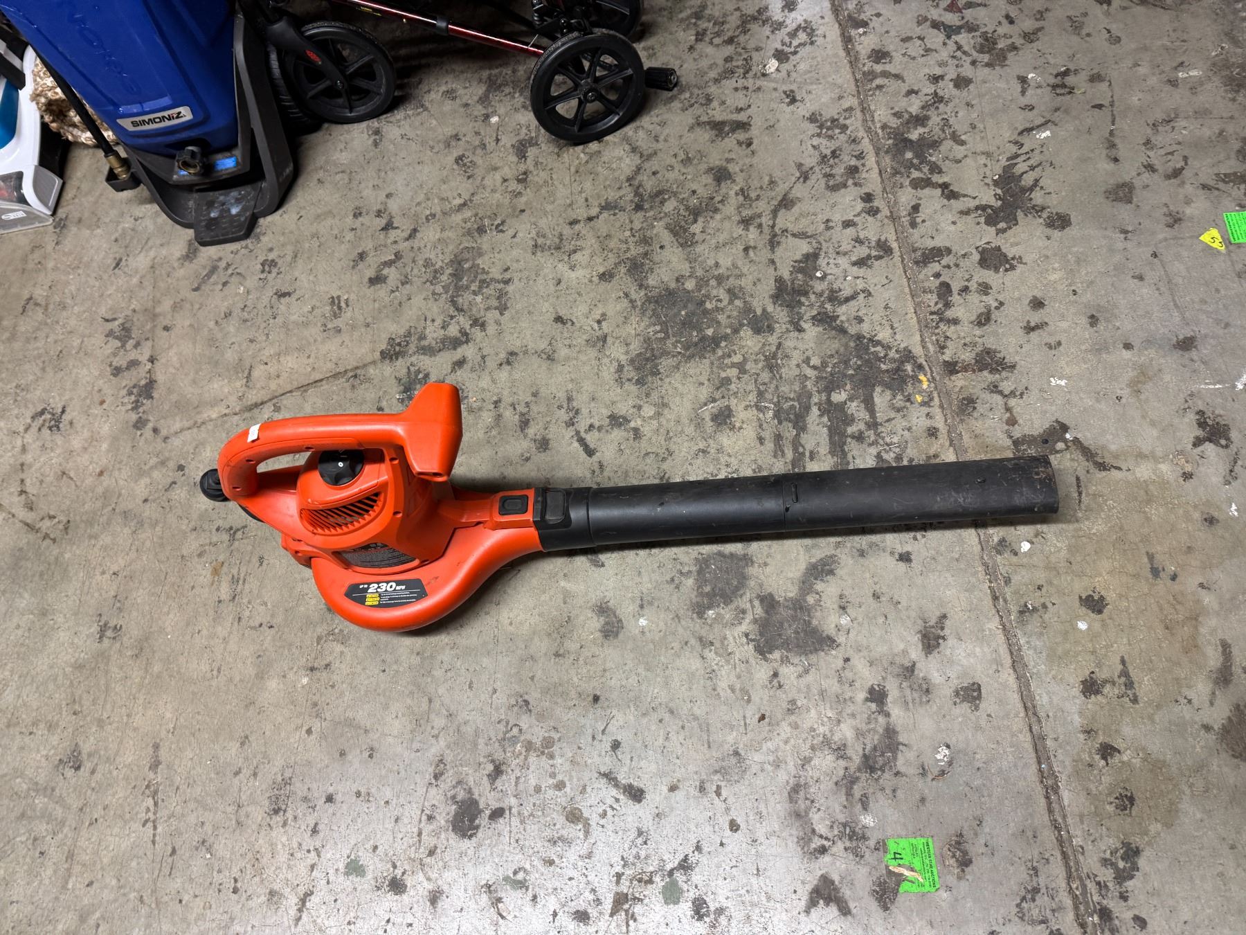 Black and decker leaf blower