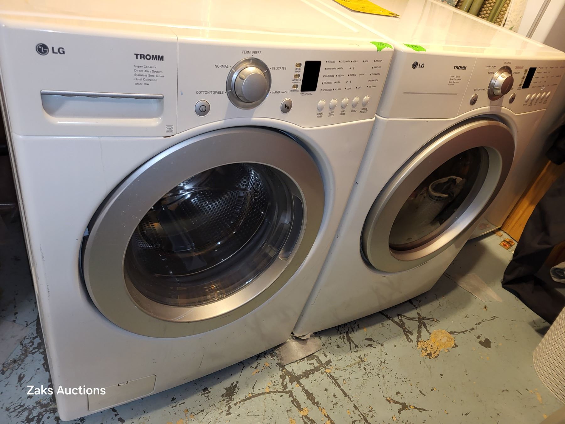 LG Washer + Dryer Model WM2016CW + DLE2516W + Ironing Board Consignor ...