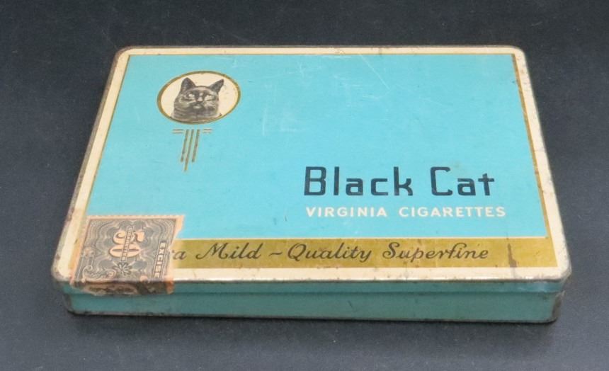 Vintage Black Cat Cigarettes Tin