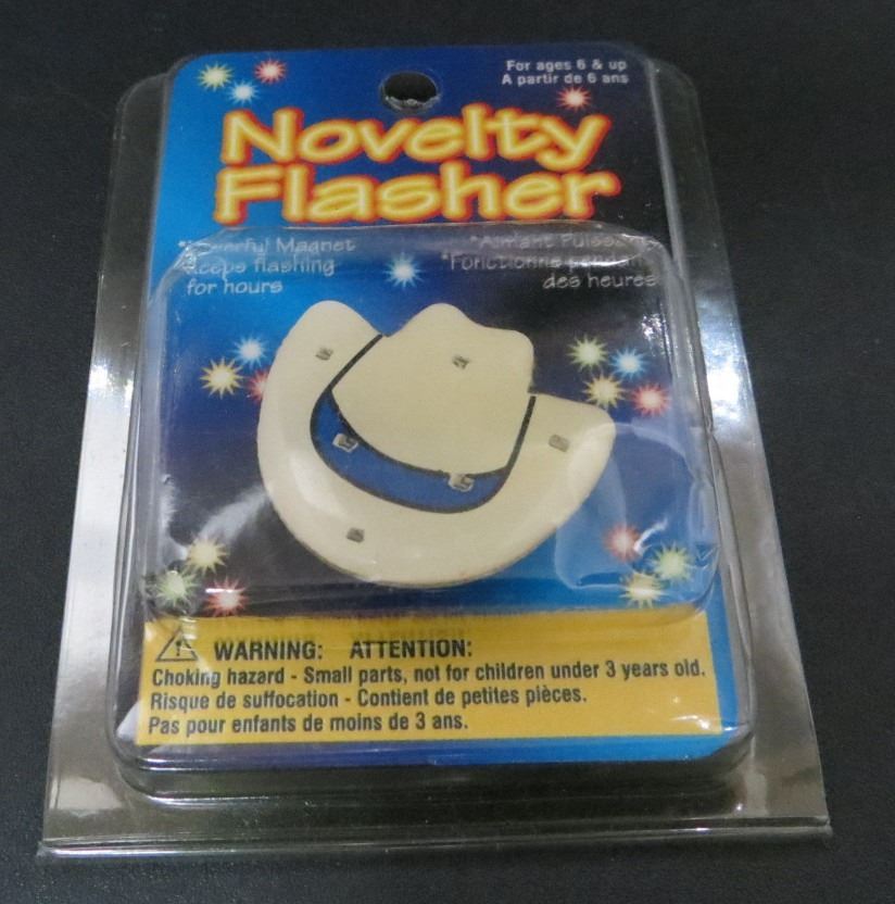 Cowboy Hat Novelty Flashing Pin Sealed