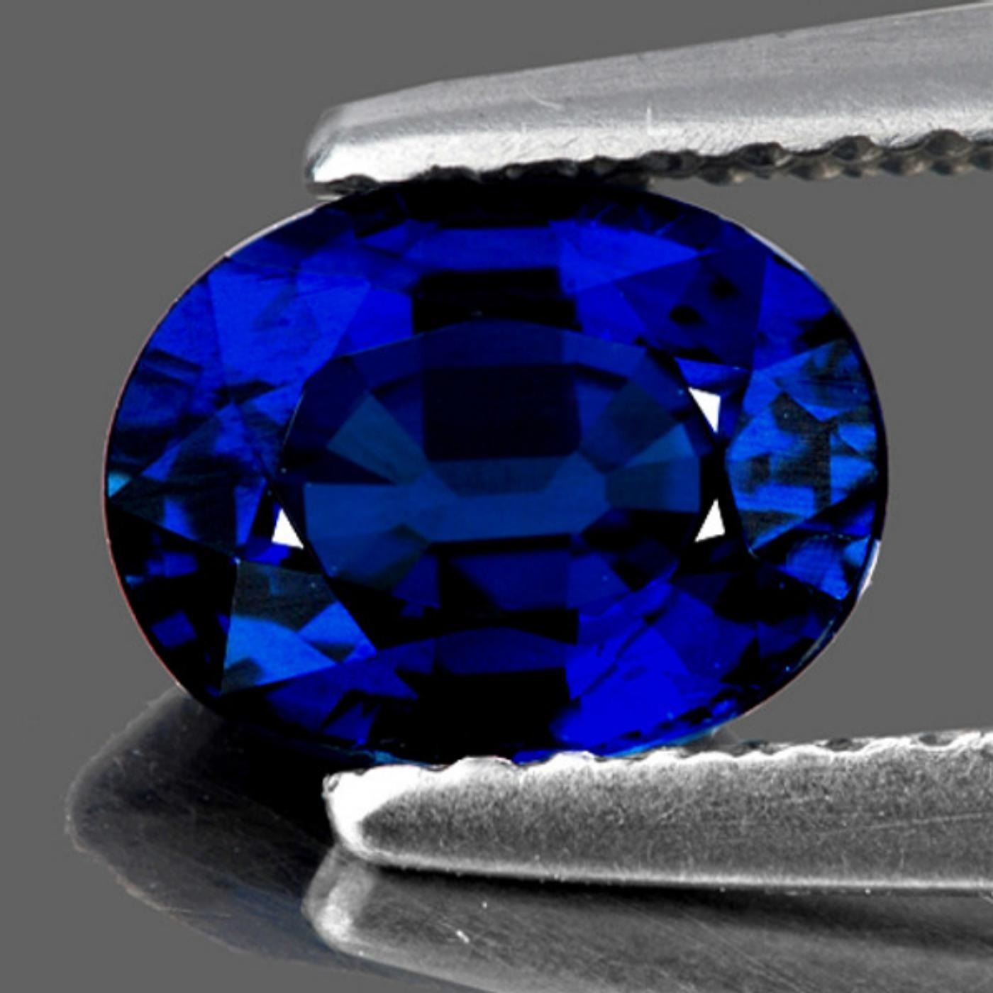 Natural Intense Royal Blue Sapphire [Flawless-VVS]