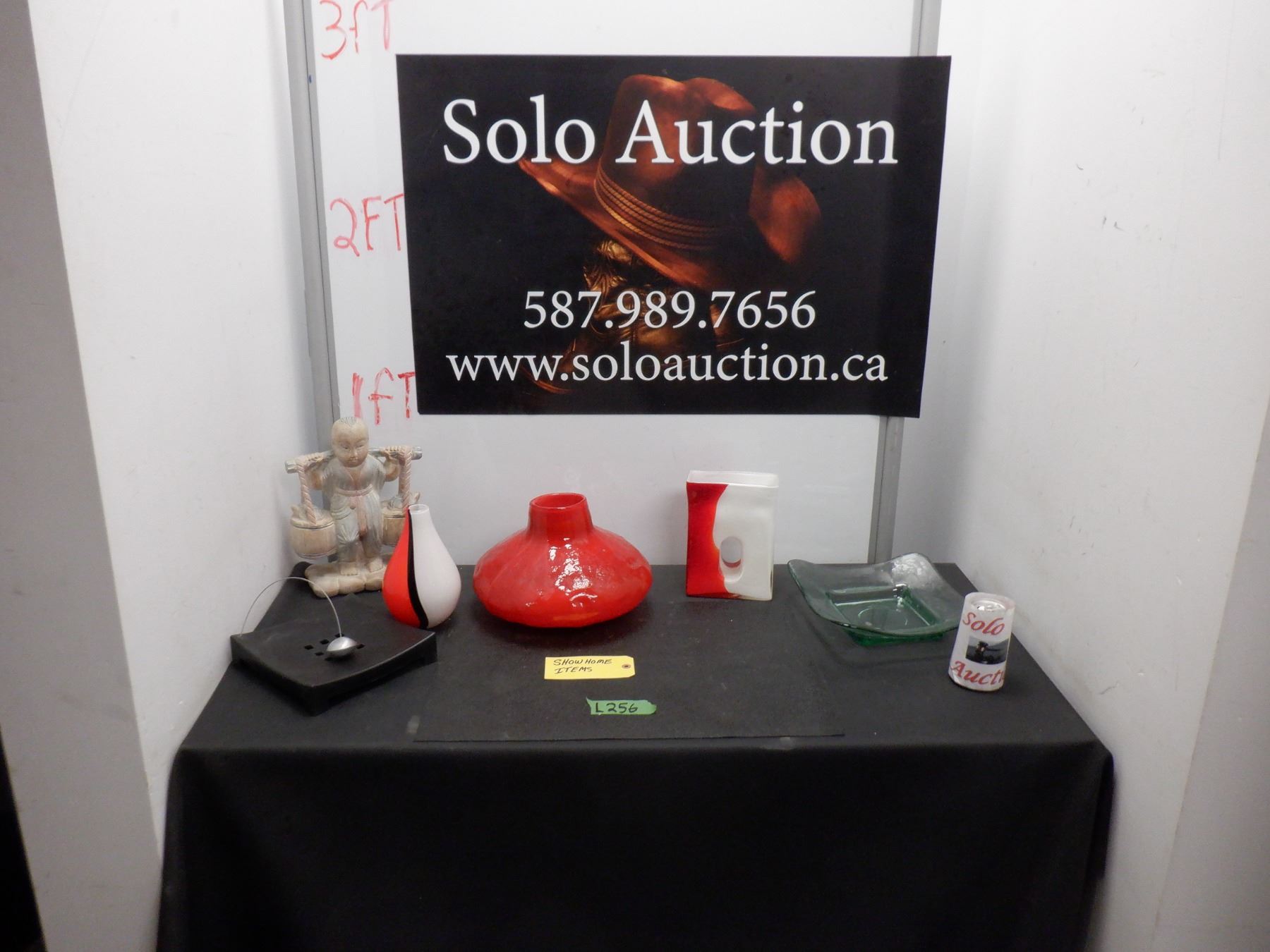 Home décor items from show home including vases, ornaments