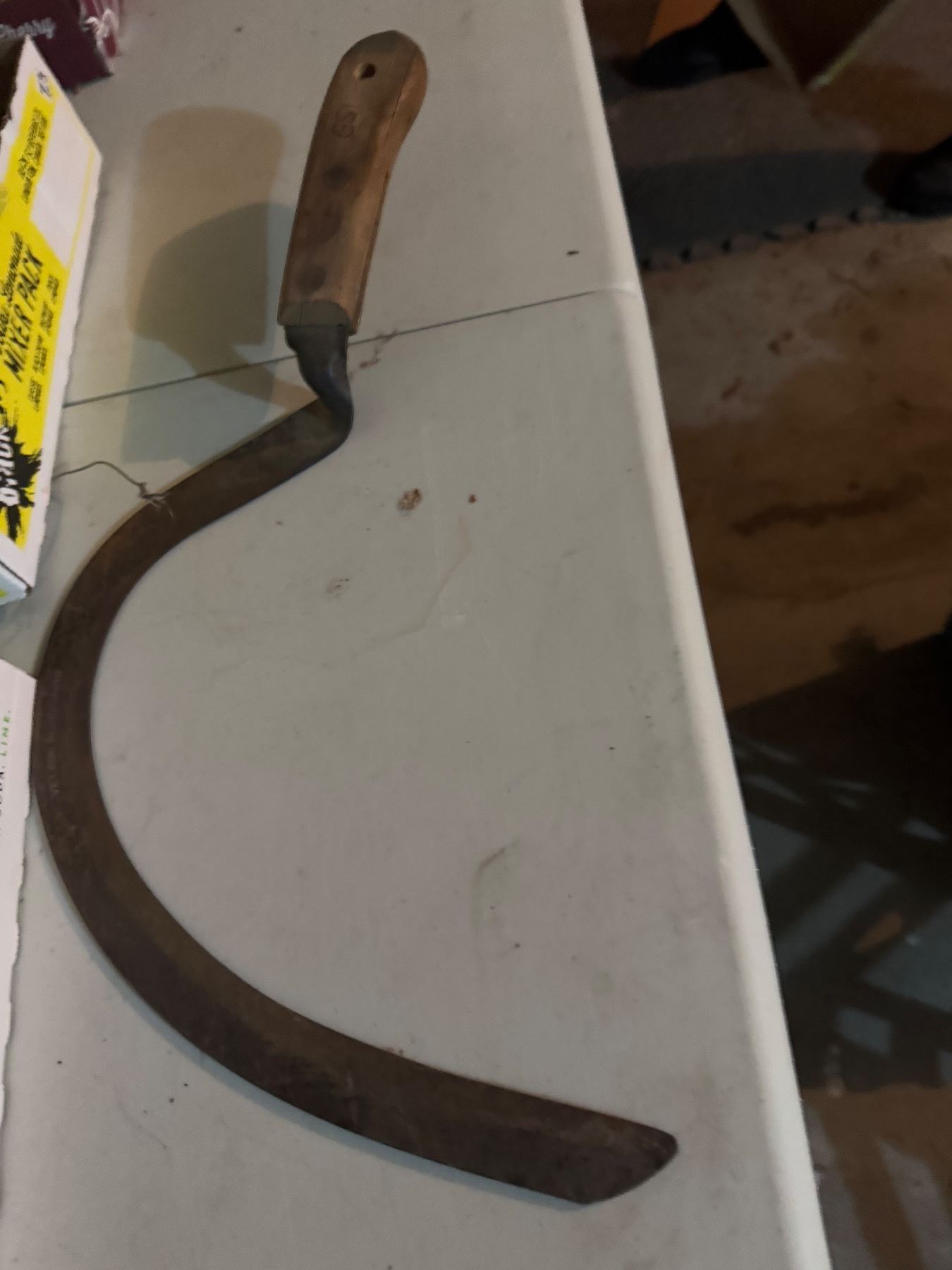Hand scythe