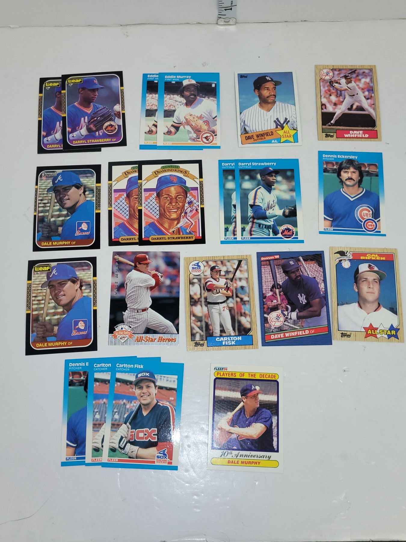 Lot of Vintage Star MLB Baseball Cards