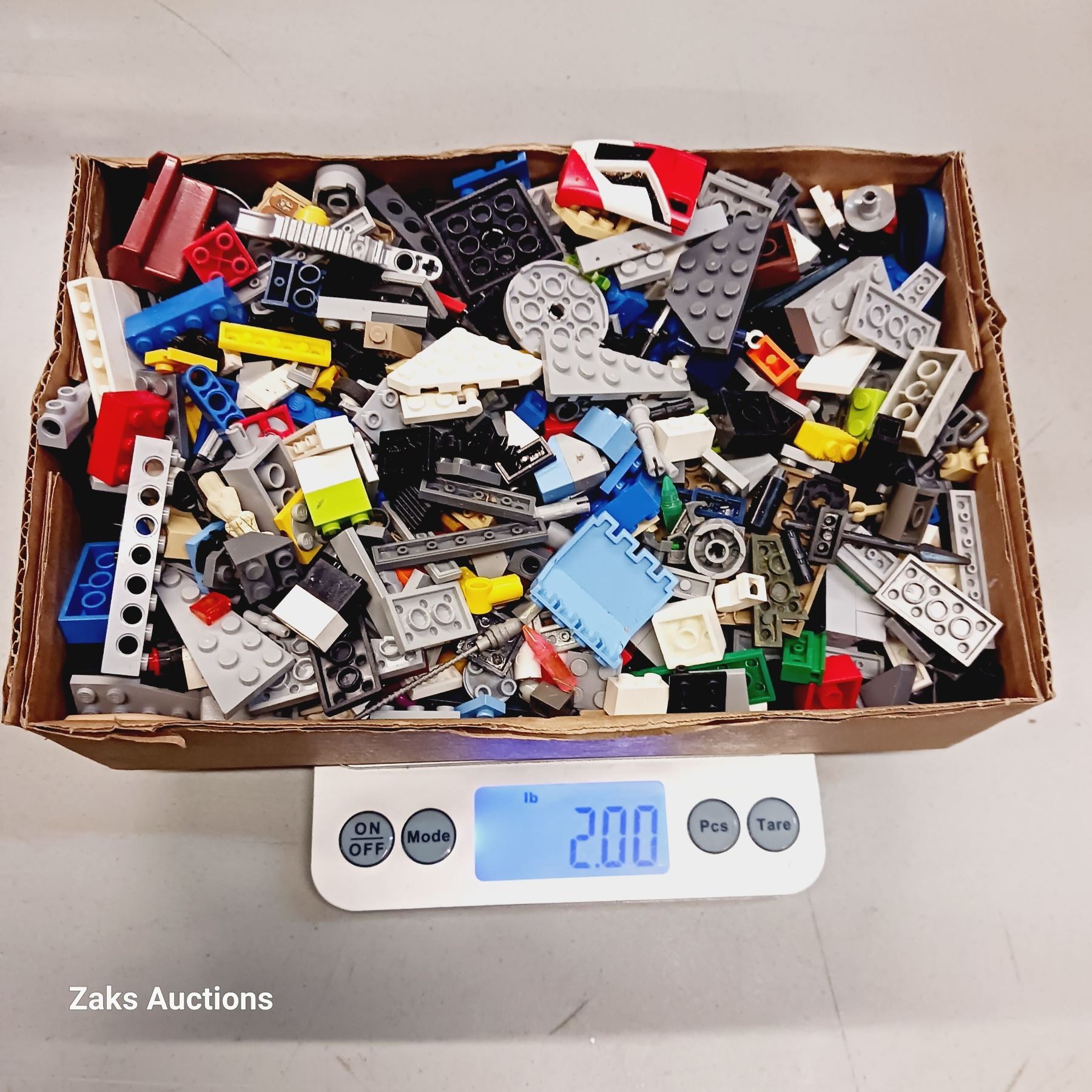Mix Lego 2lb with Minifigure