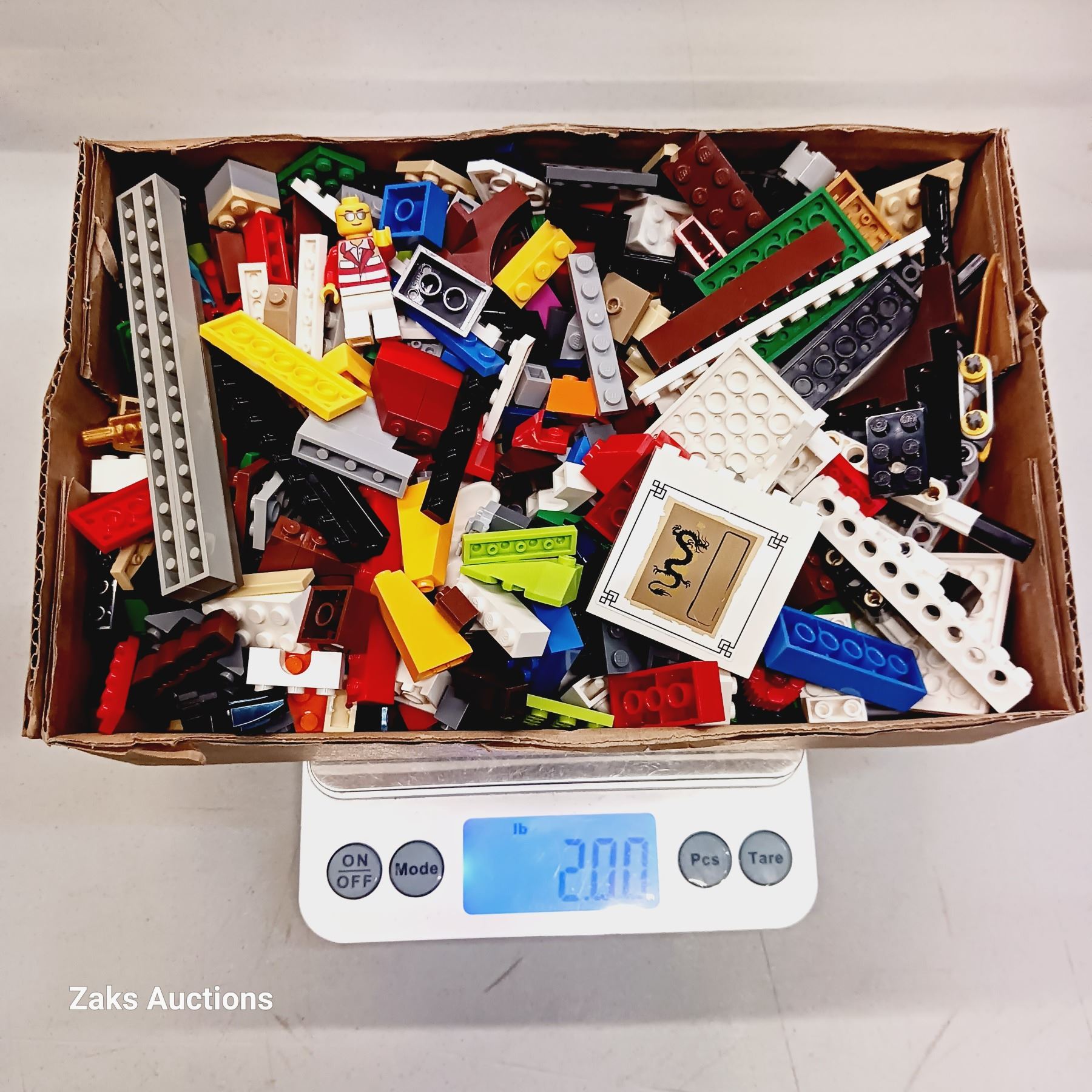 Mix Lego 2lb with Minifigure