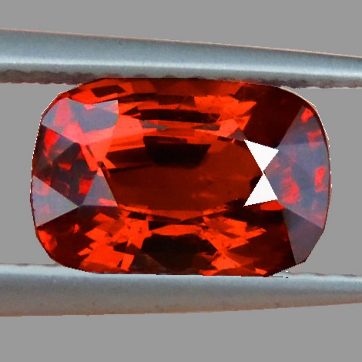 Natural Intense Mandarin Orange Spessartite Garnet {Flawless-VVS}