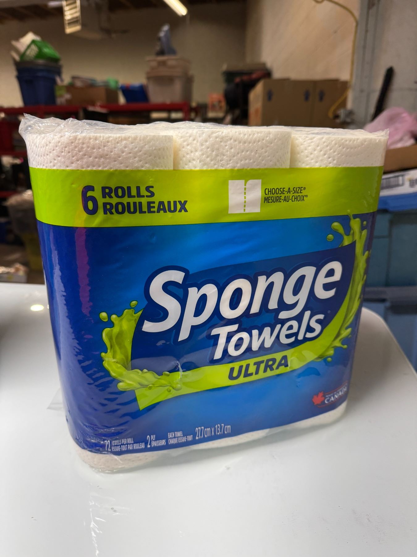 New sponge towels, ultra six rolls