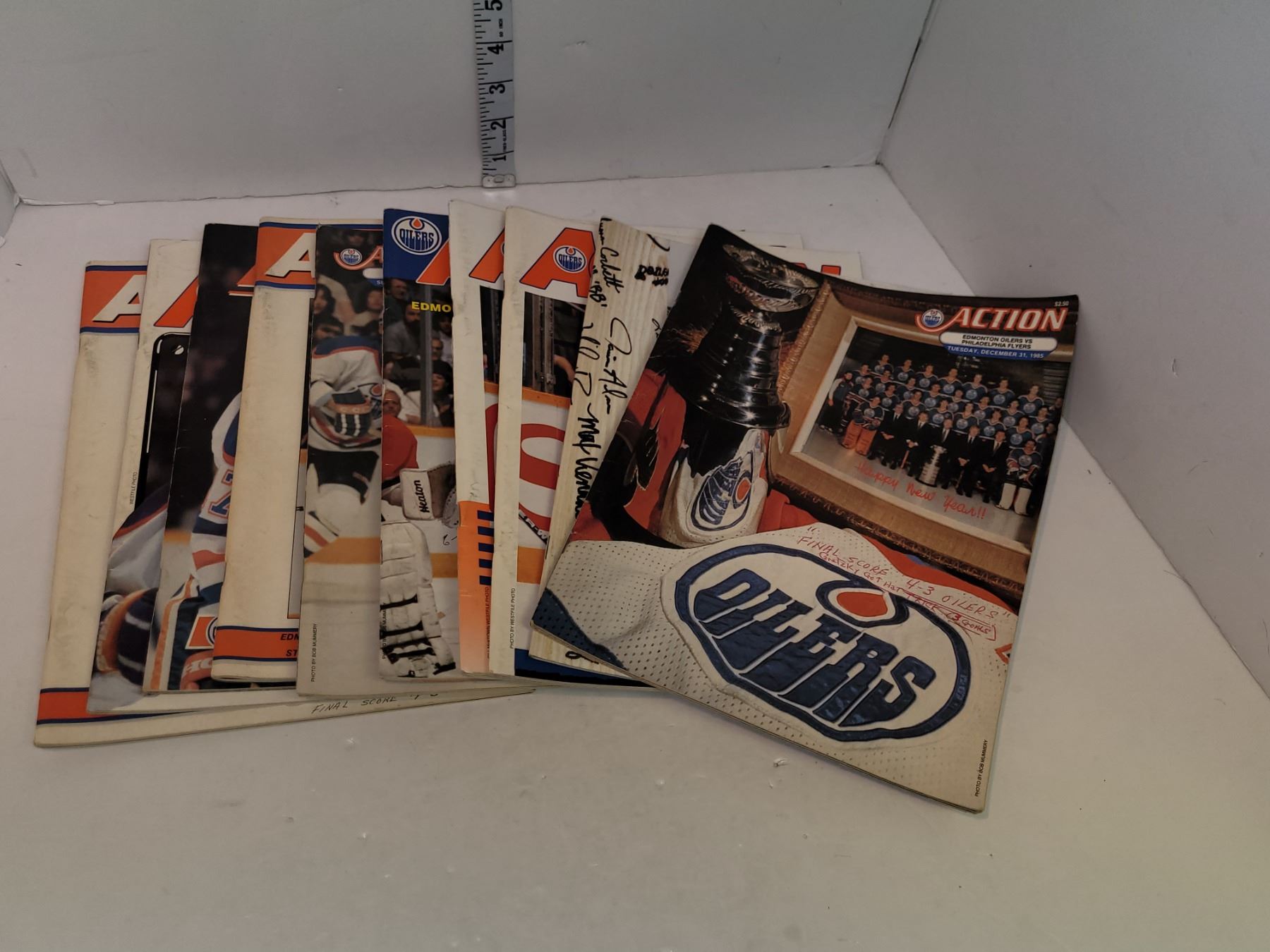 Lot of Vintage Action Oilers Magazine Programs
