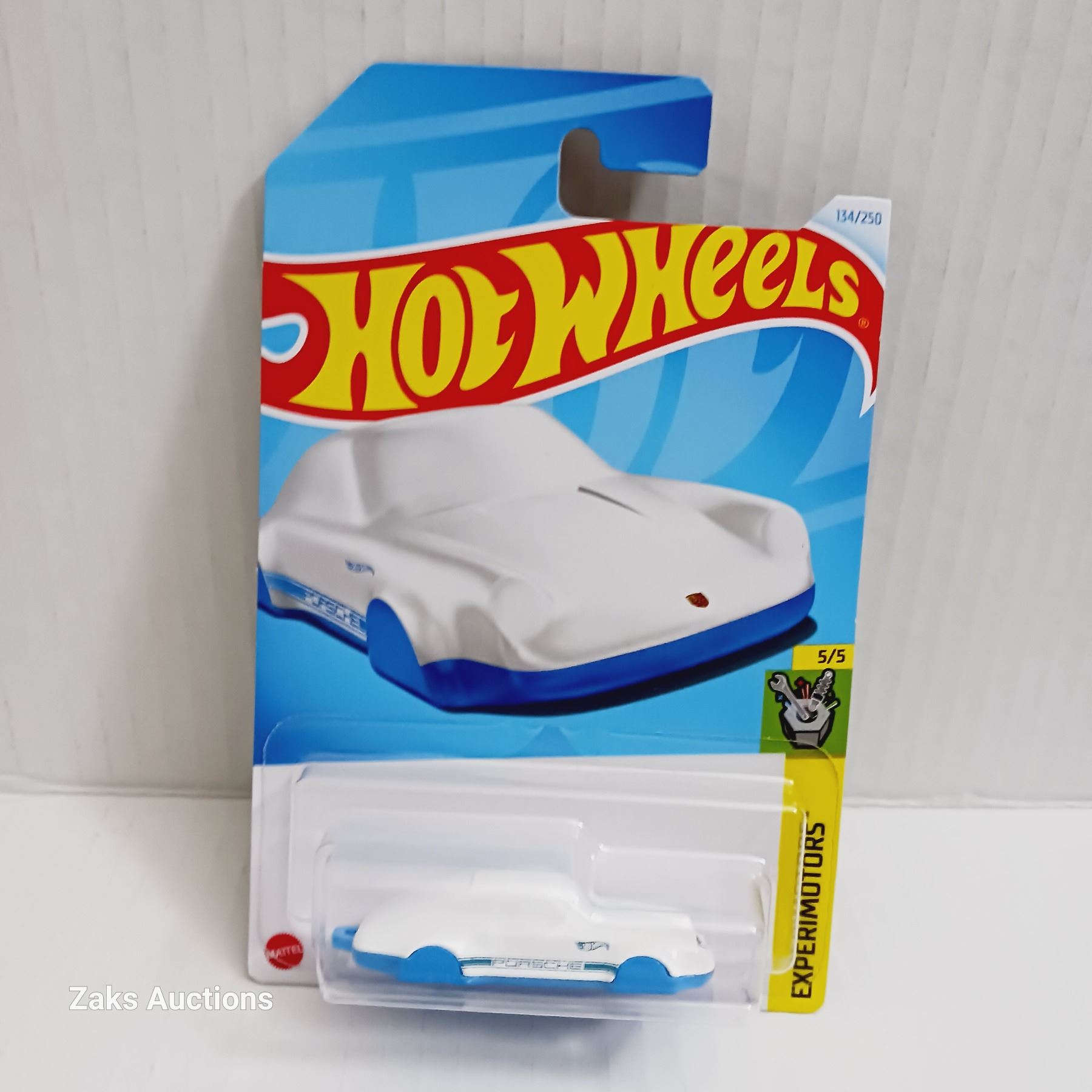 HW 2024 Hot Wheels Porsche 911 CARRERA, White Keychain