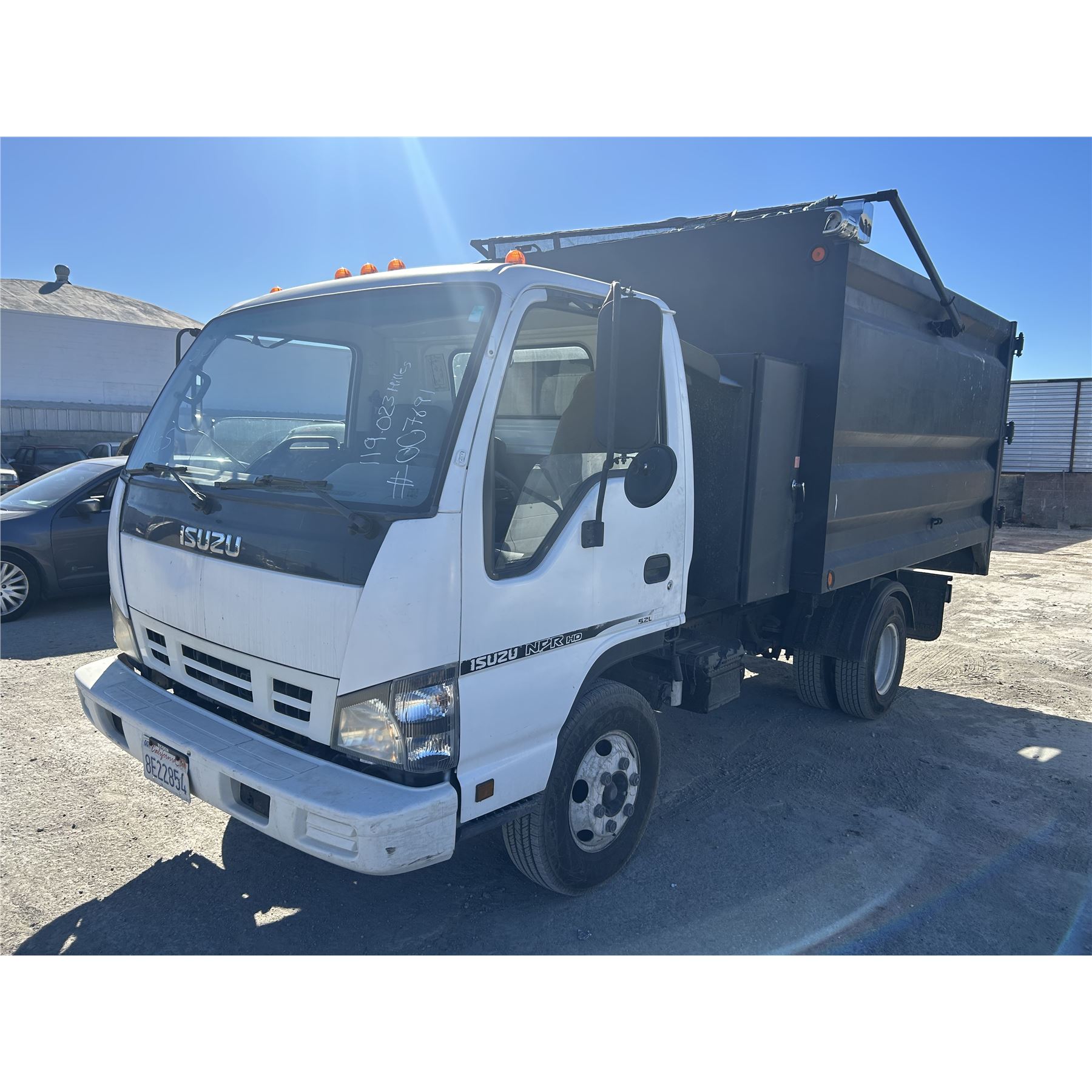 2006 Isuzu NPR