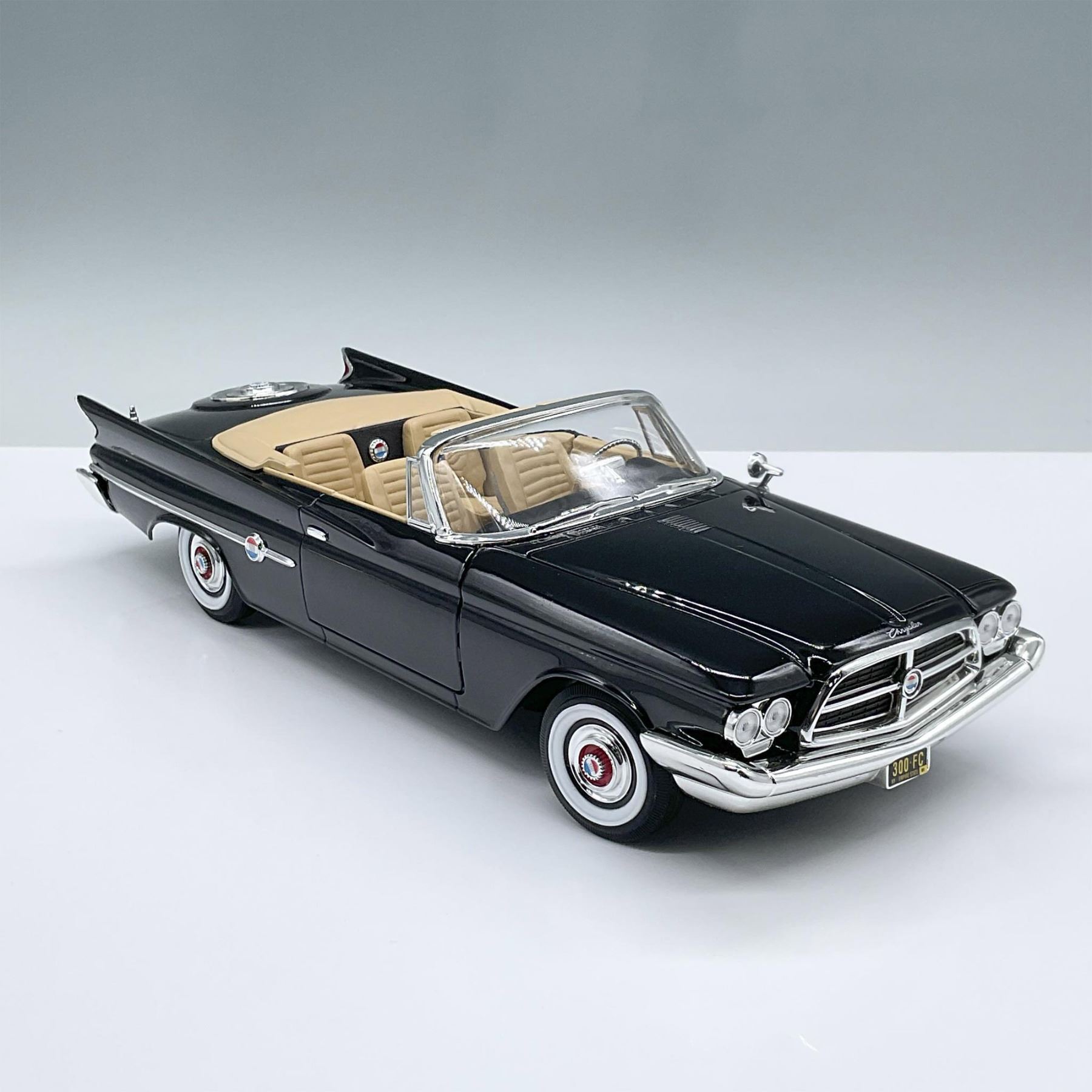 Road Signature Model Car, 1960 Chrysler 300F