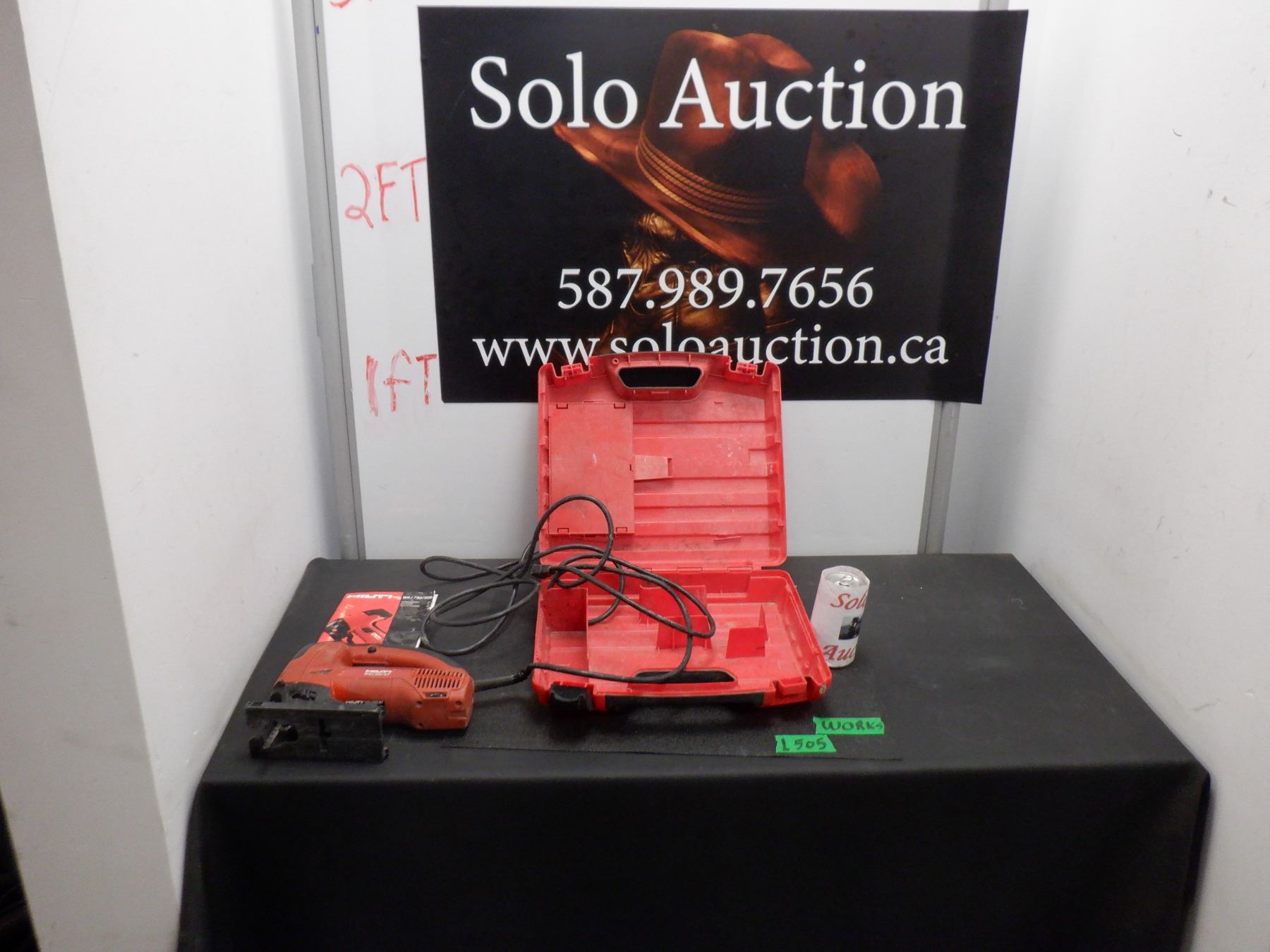 Hilti brand keyhole/ scroll saw WSJ 850-ET corded with carrying case