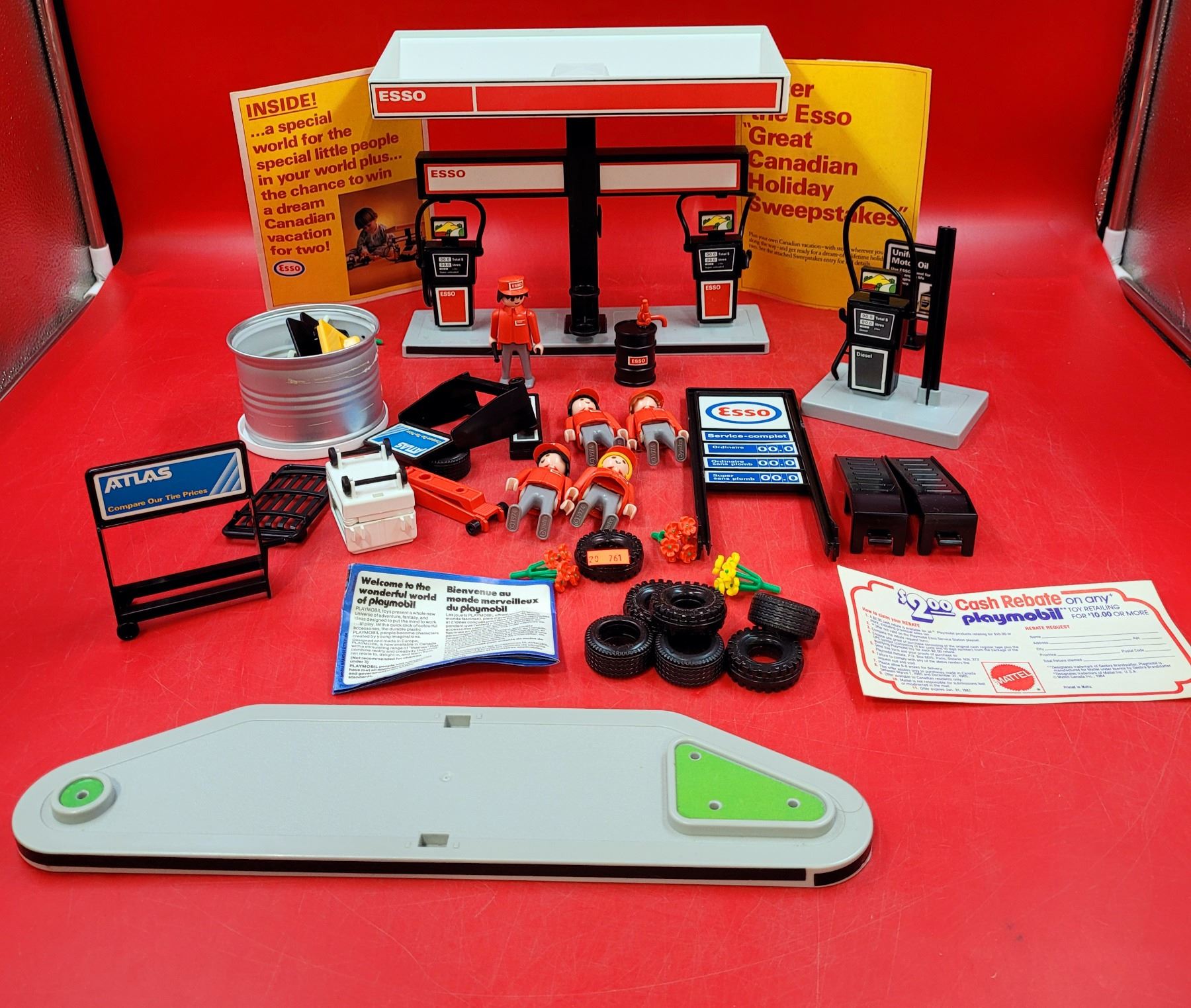 VTG Playmobil Esso Gas Station Set