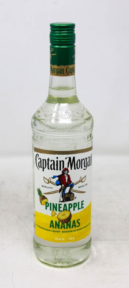 CAPTAIN MORGAN PINEAPPLE FLAVOURED RUM LIQUOR