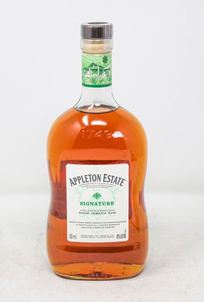 APPLETON ESTATE SIGNATURE JAMAICAN RUM 750ML 40%