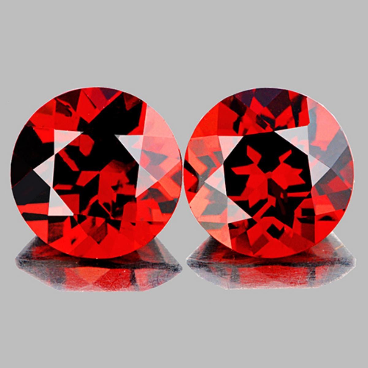 Natural Intense Red Garnet Pair {Flawless-VVS}