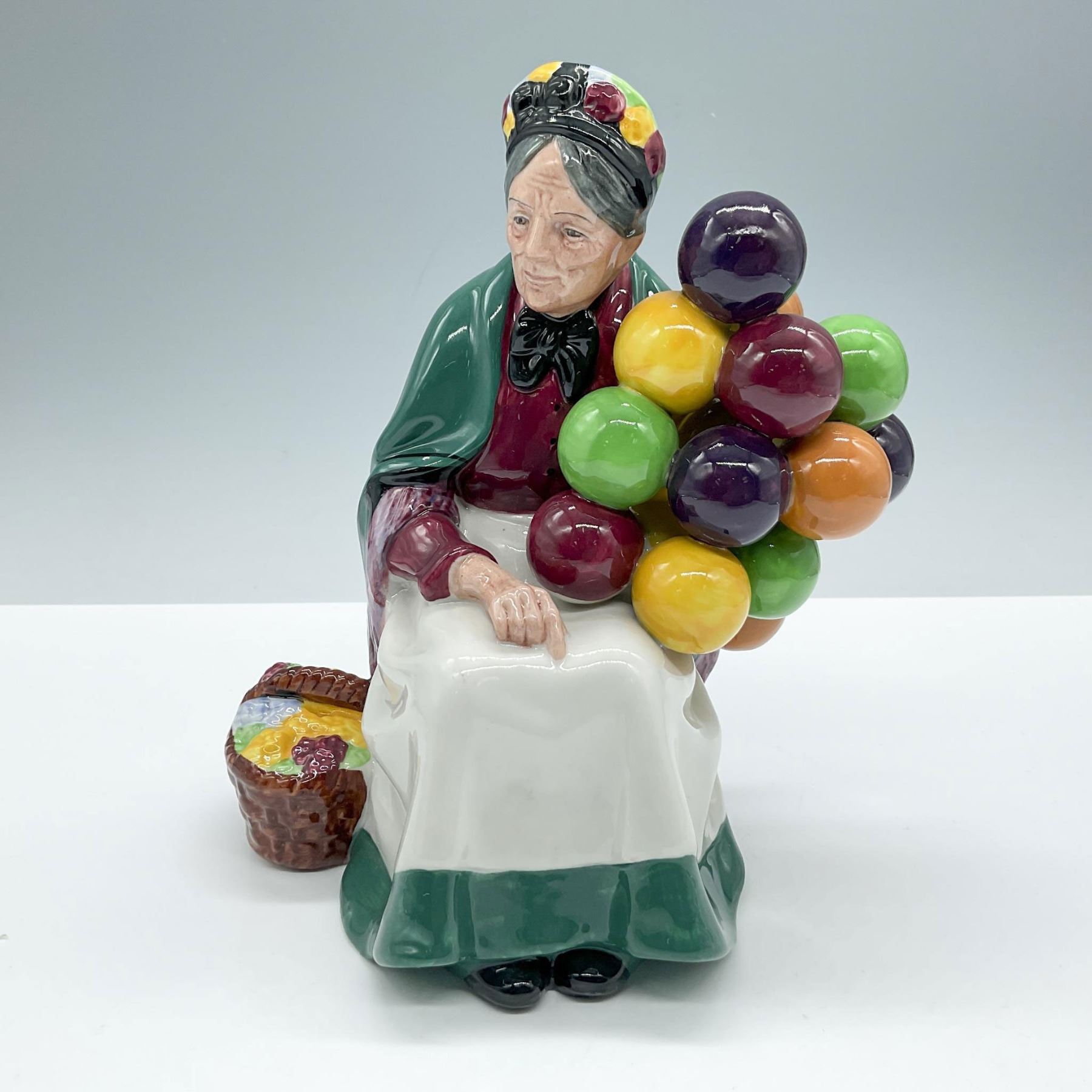 Old Balloon Seller - HN1315 - Royal Doulton Figurine