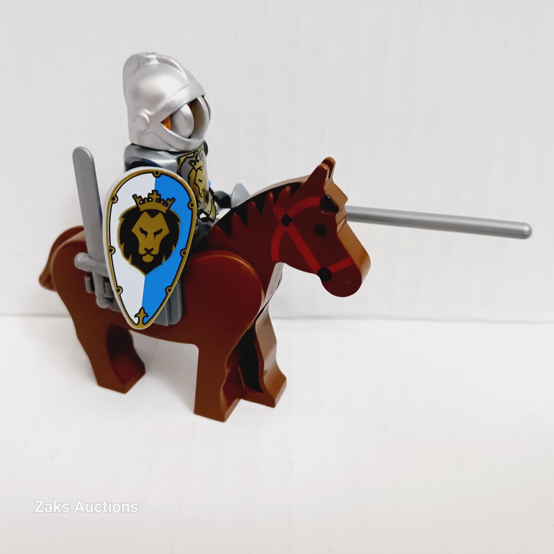 Lego Castle: King's Knight & Horse Minifigures - Item No: cas523 ...