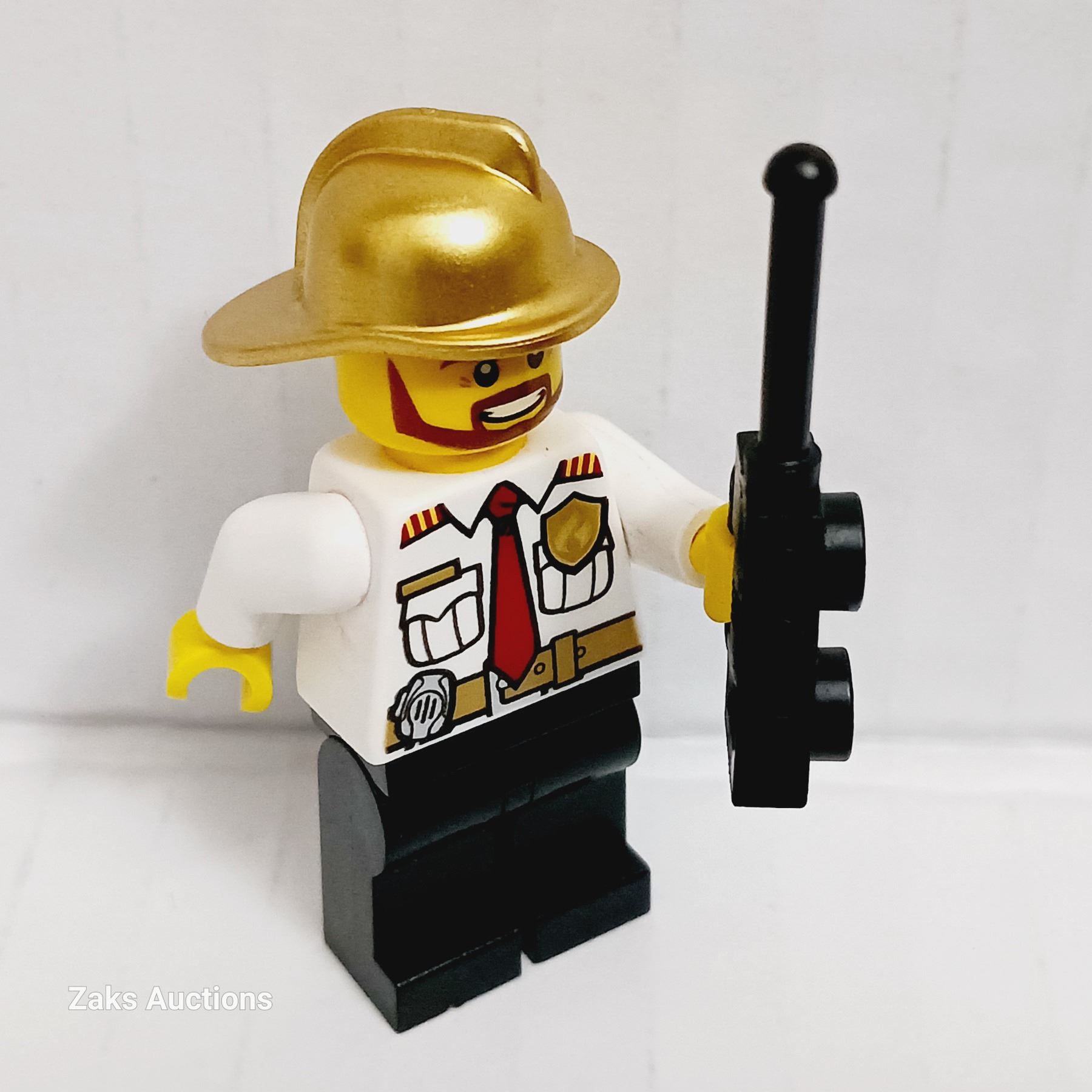 Lego City: Fire Chief Minifigure - Item No: cty0350 - With Accessory