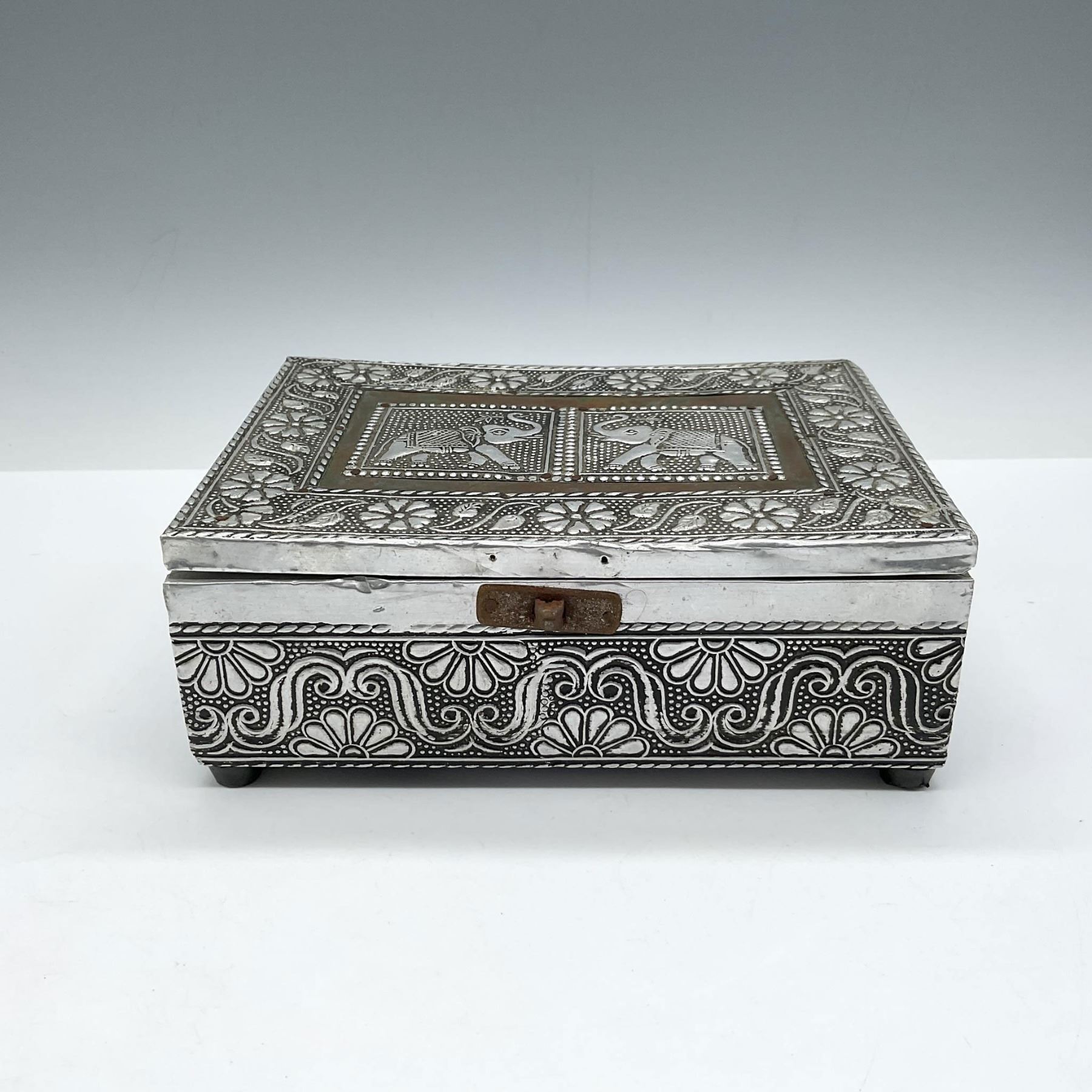 Vintage Hammered Tin Metal Jewelry Box
