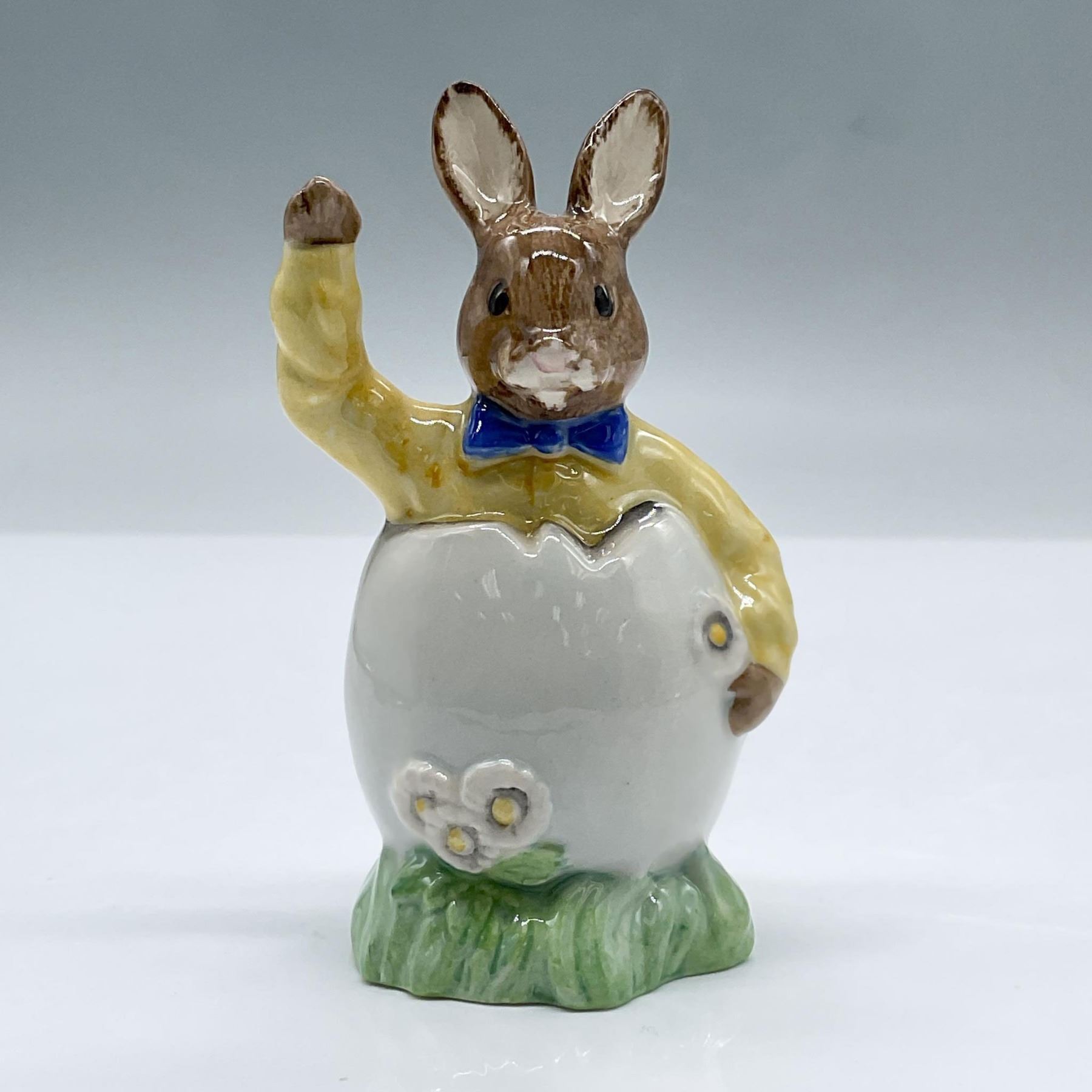 Easter Greetings DB149 - Royal Doulton Bunnykins