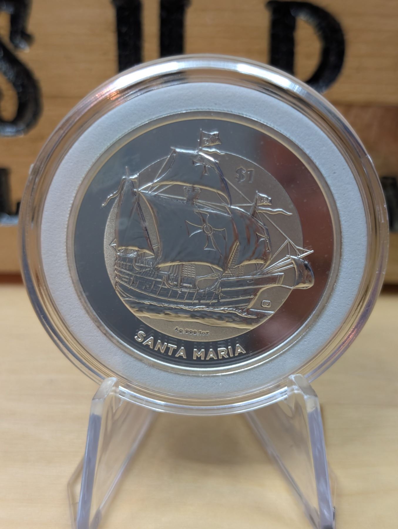 Lot 36-1) 1 oz Santa Maria silver coin 2022