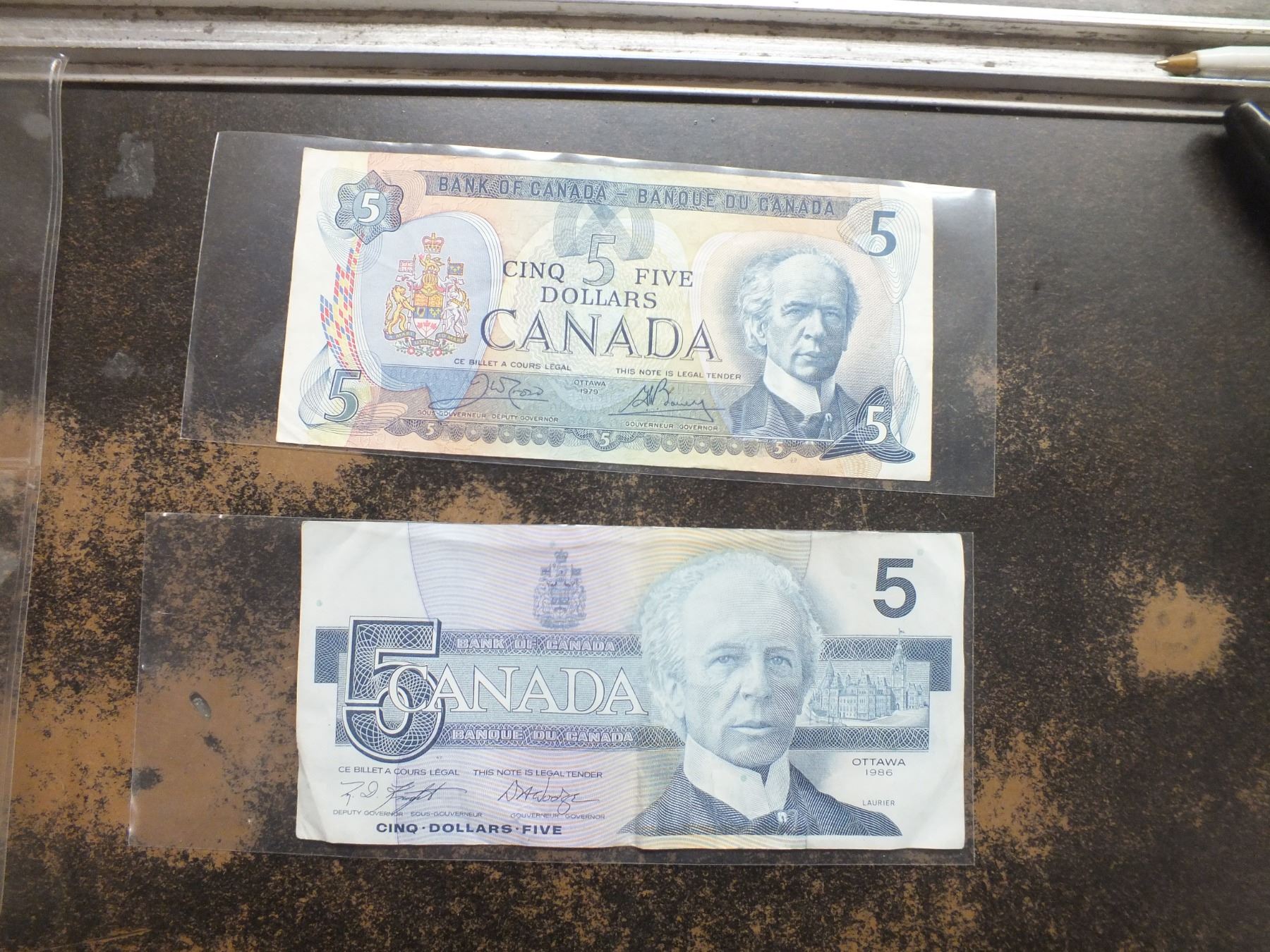 Canadian Bank Notes