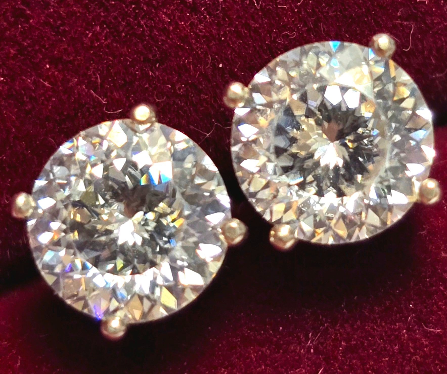 14K WHITE GOLD 1.6G MOISSANITE 1.9CT EARRINGS - Kastner Auctions